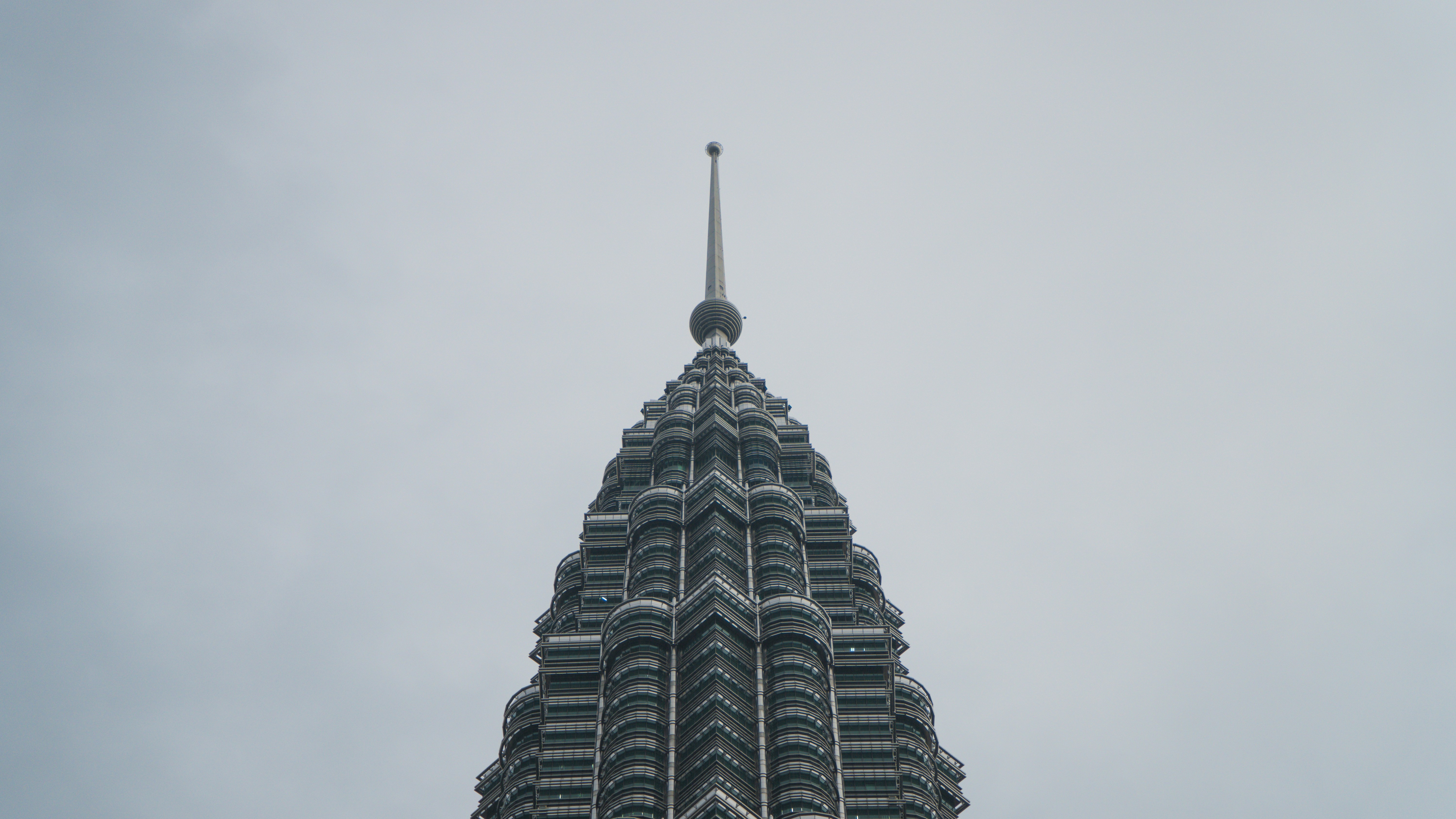 Spire Against the Sky: The Art Deco Needle of a Skyscape