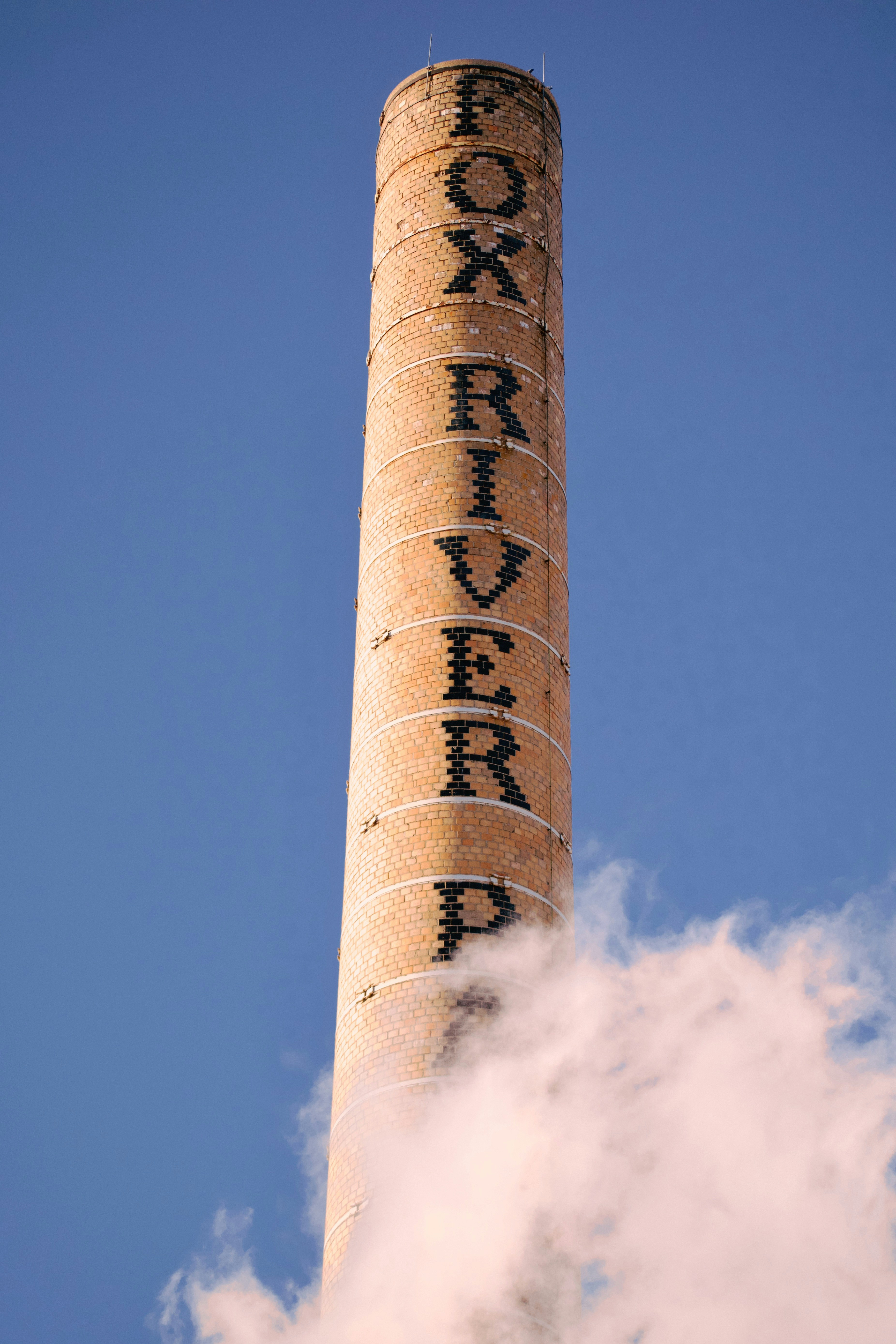 Towering Brick Silk: The Irony of FIRELESS Smoke and Sky