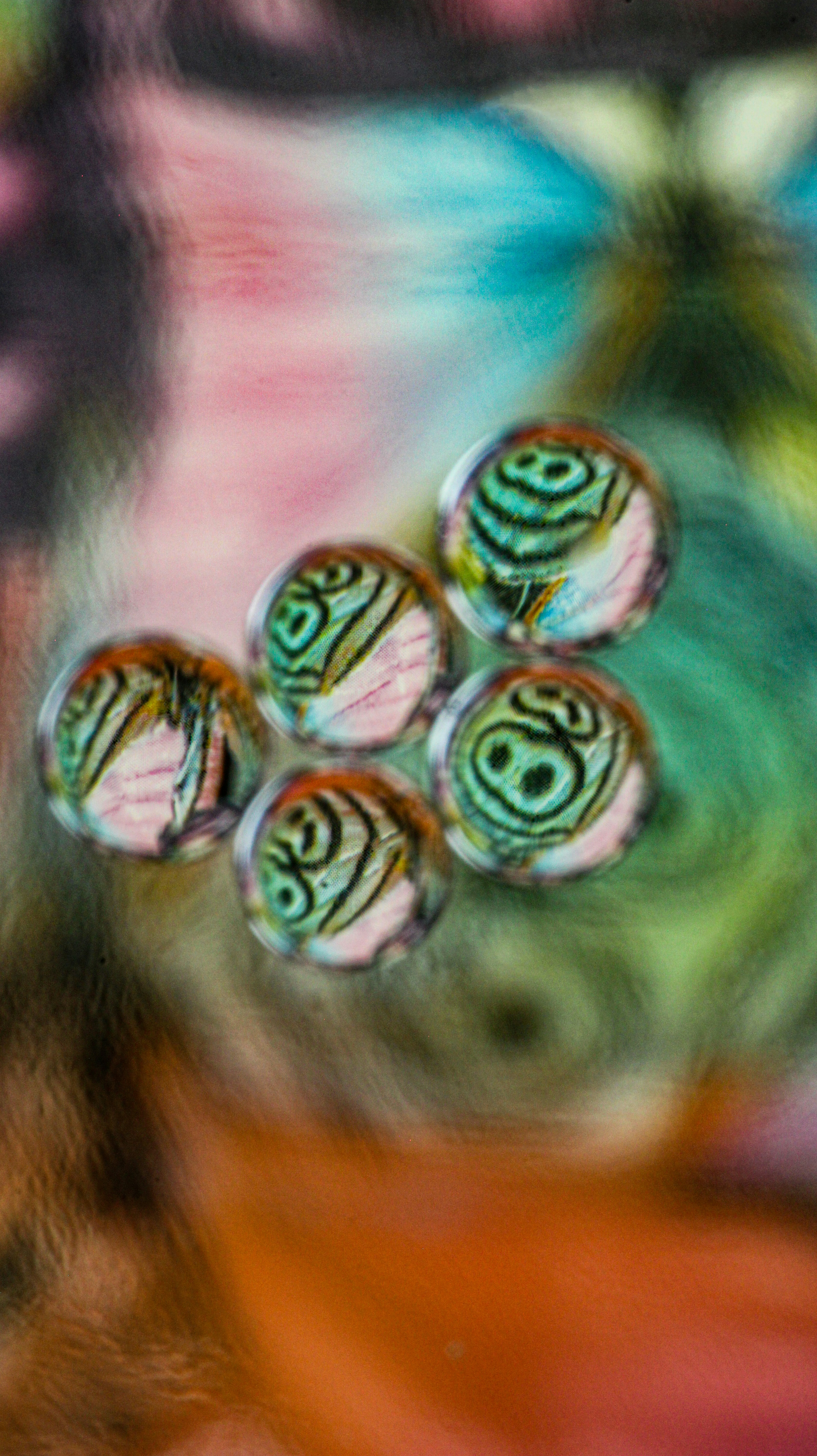 Bubble Choir: Emerald Orbs with Mock-Oeil Curves