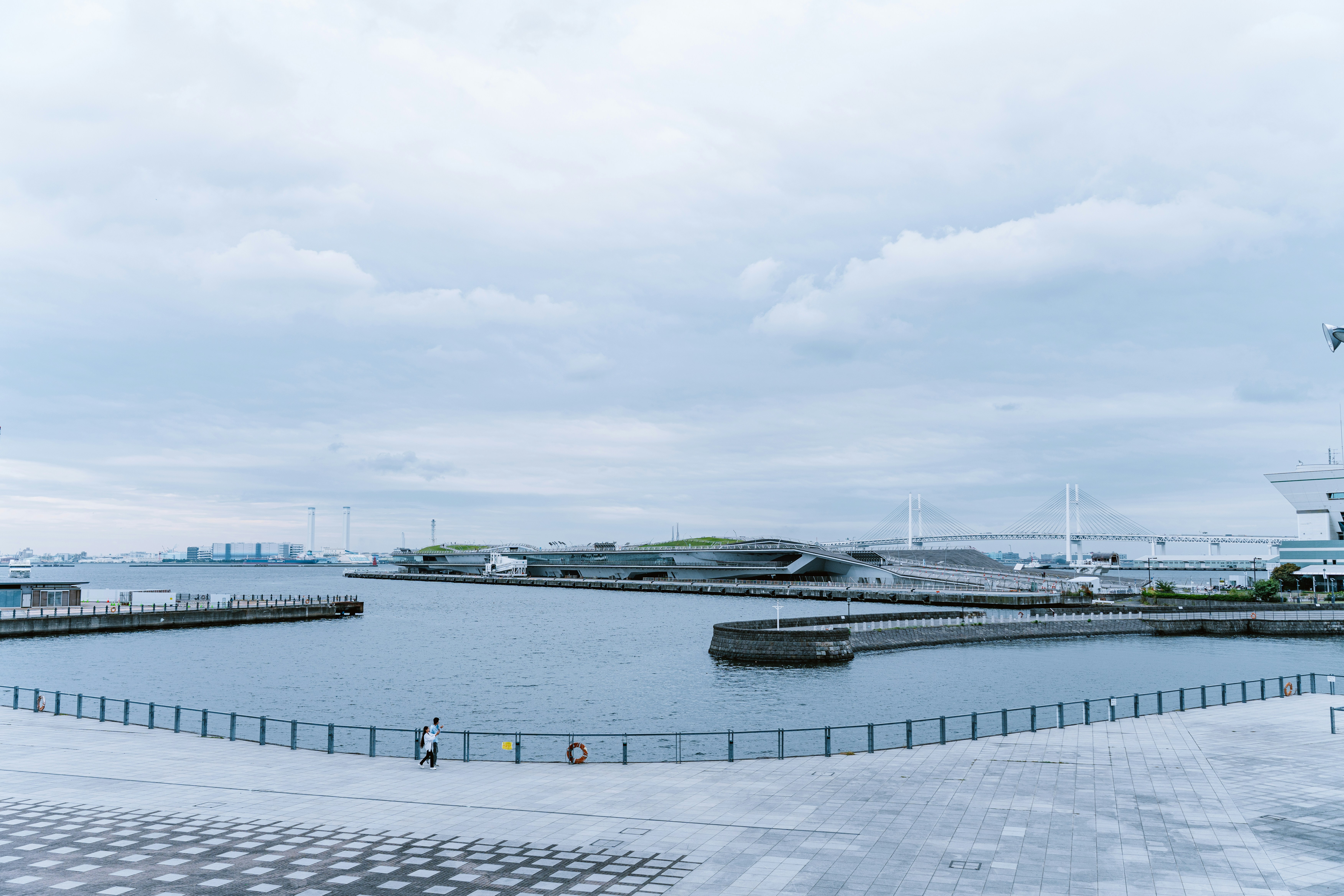Harbor Promenade Beneath a Quiet Sky