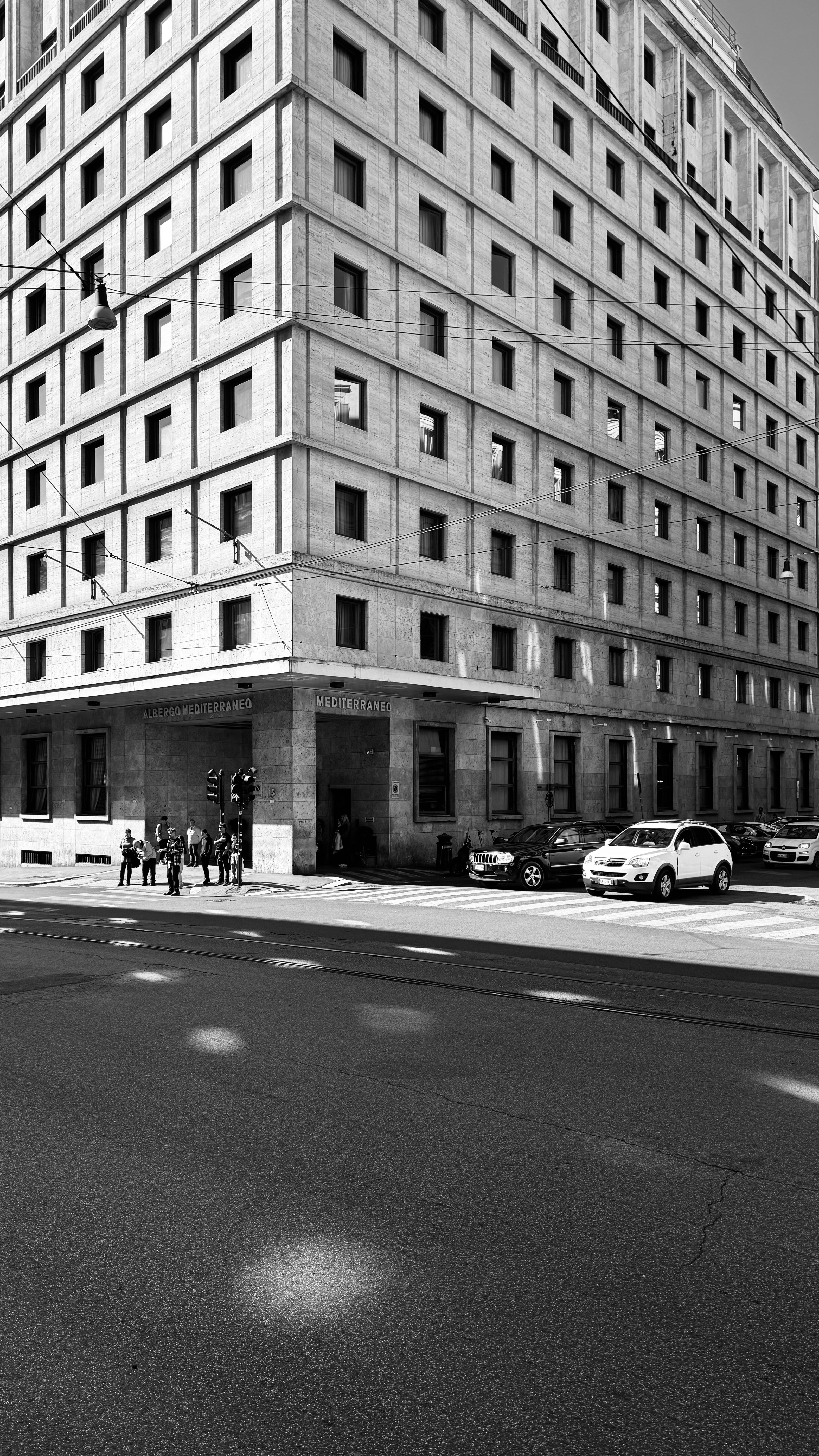 Urban Geometry: A Corner of Quiet Activity
