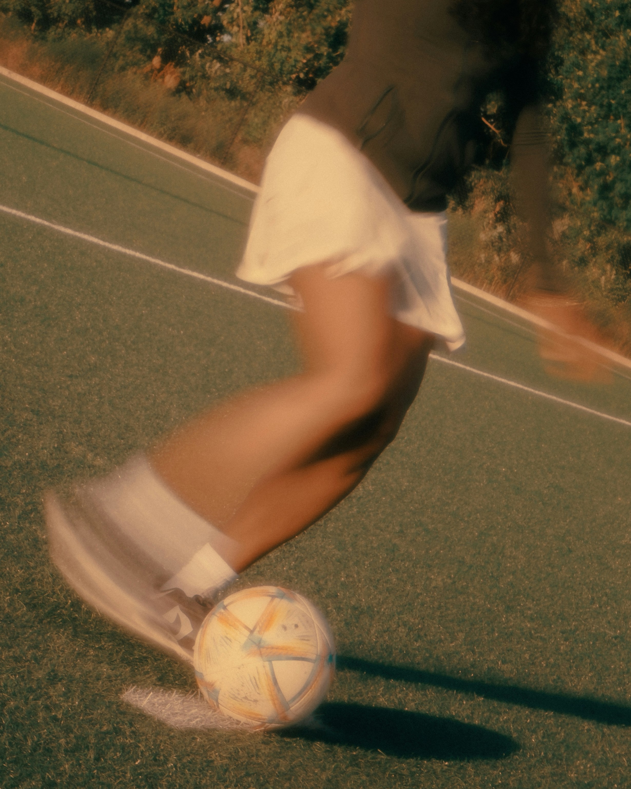 Blurred Momentum: A Player's Motion on the Field