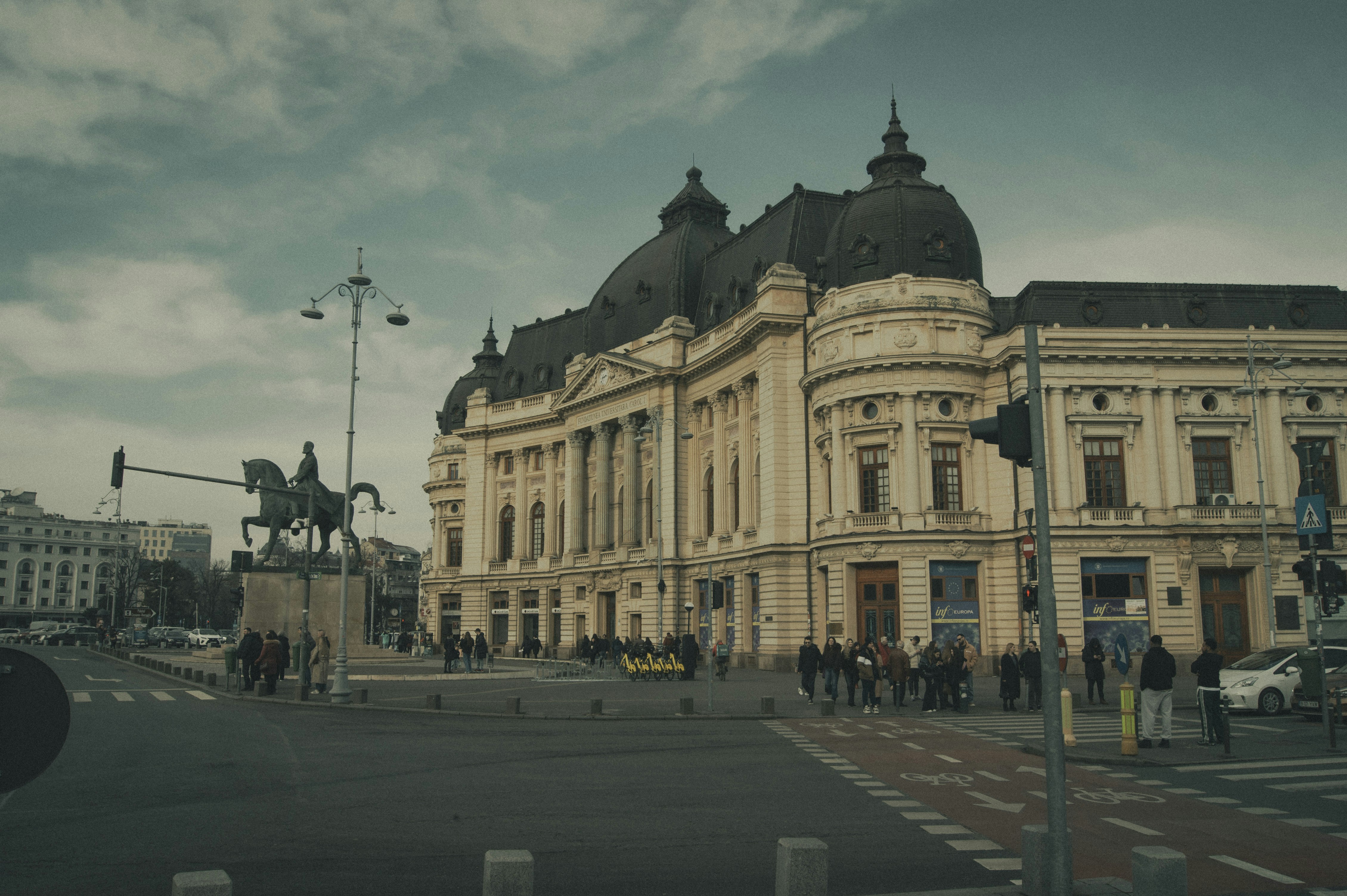 Muse on the Square: a grand Baroque facade watching over a quiet avenue