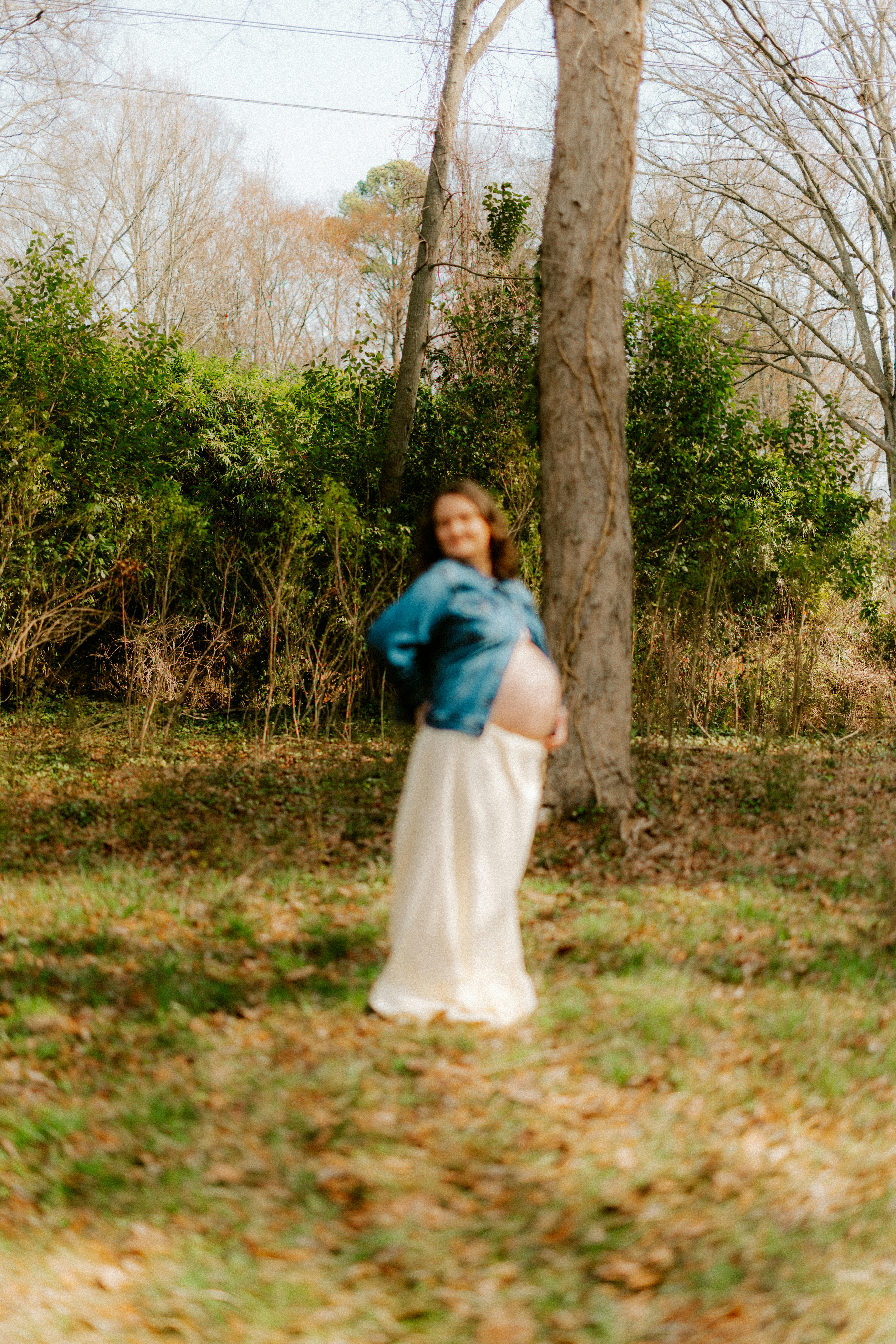 Pregnant Moment: Soft Portrait in Spring Light