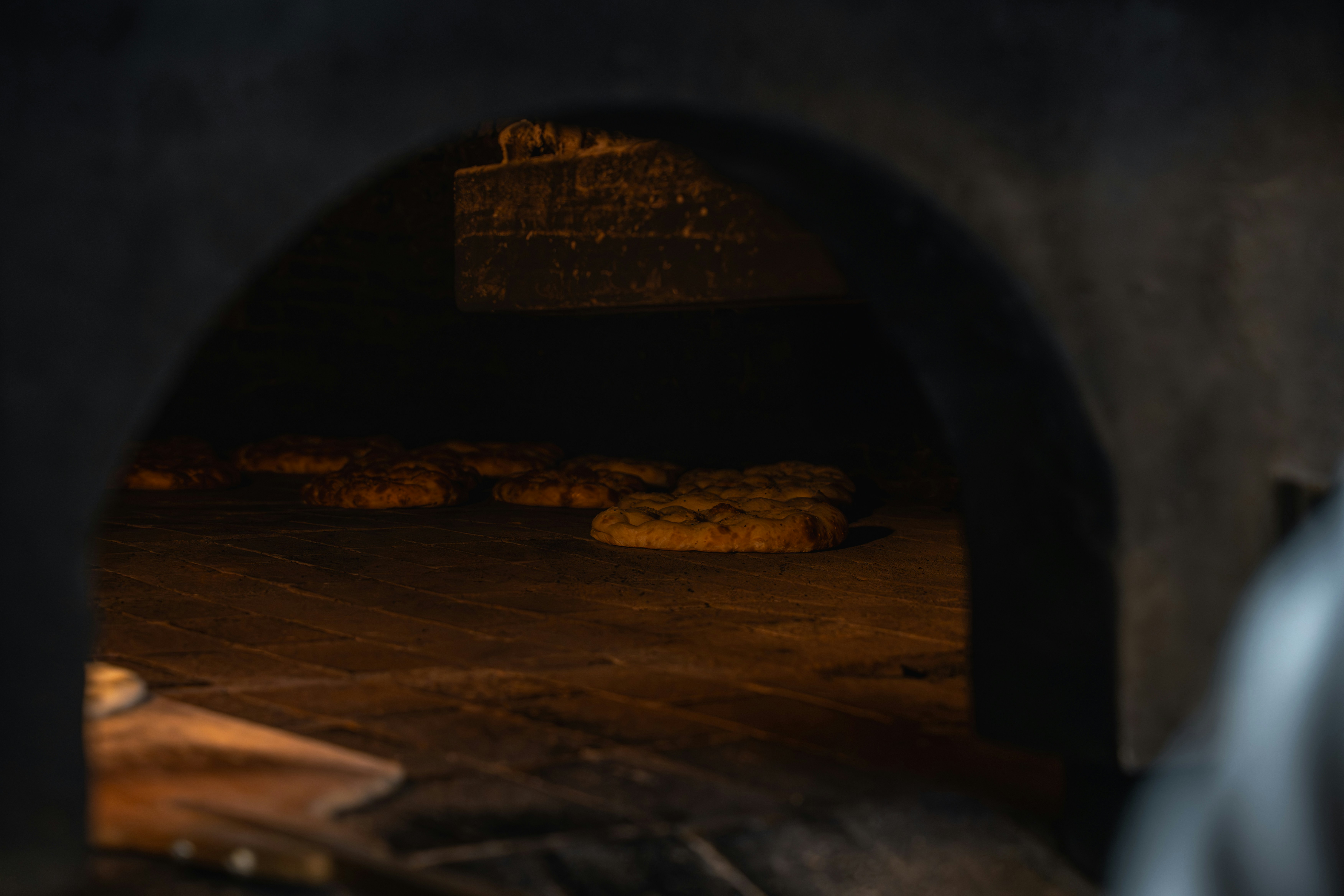 Fire-baked Bakery Quiet in a Brick Oven