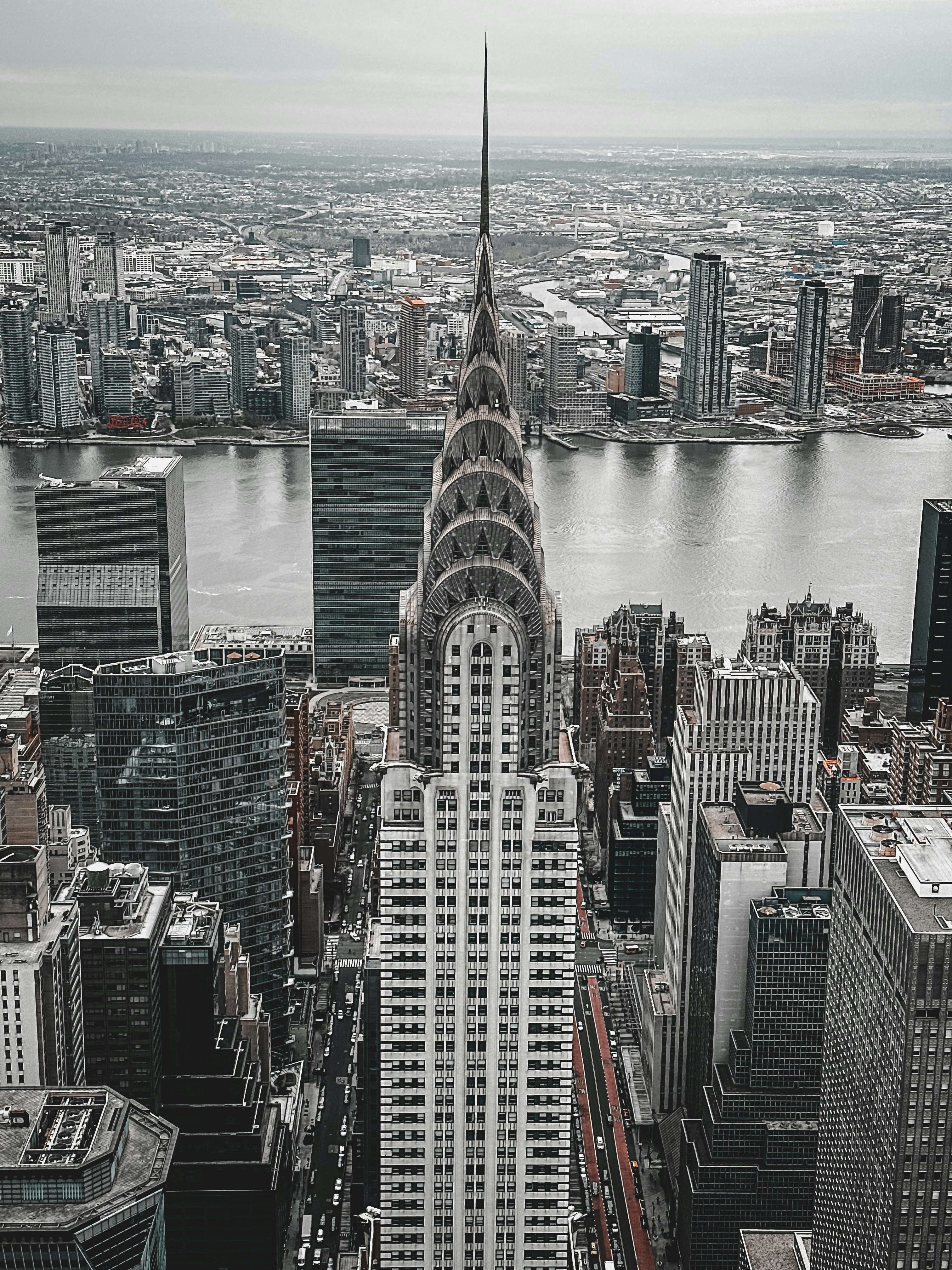 Midtown Monolith: The Chrysler Building Piercing the Skyline