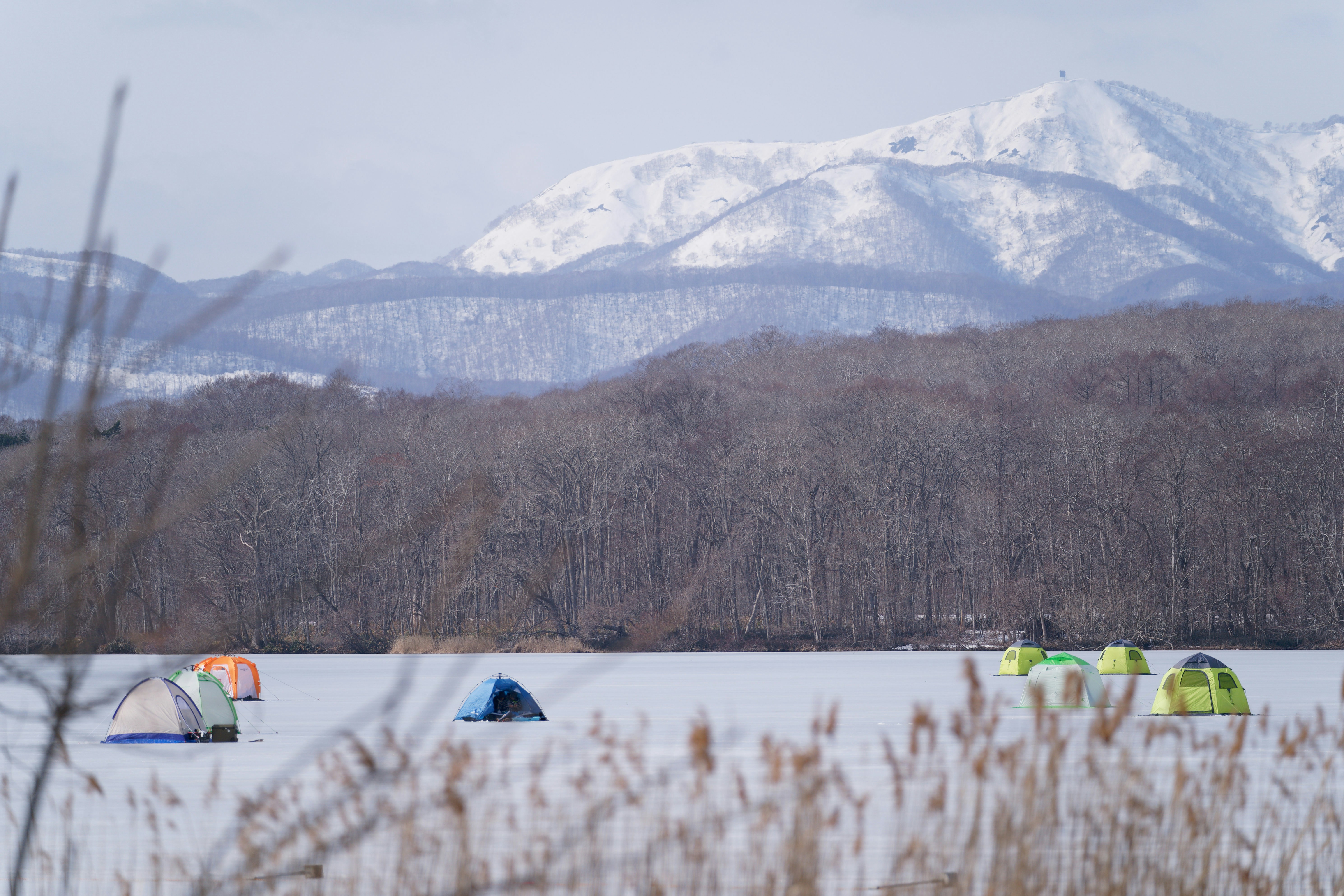 Snowbound Lake Campout at Distant Peaks