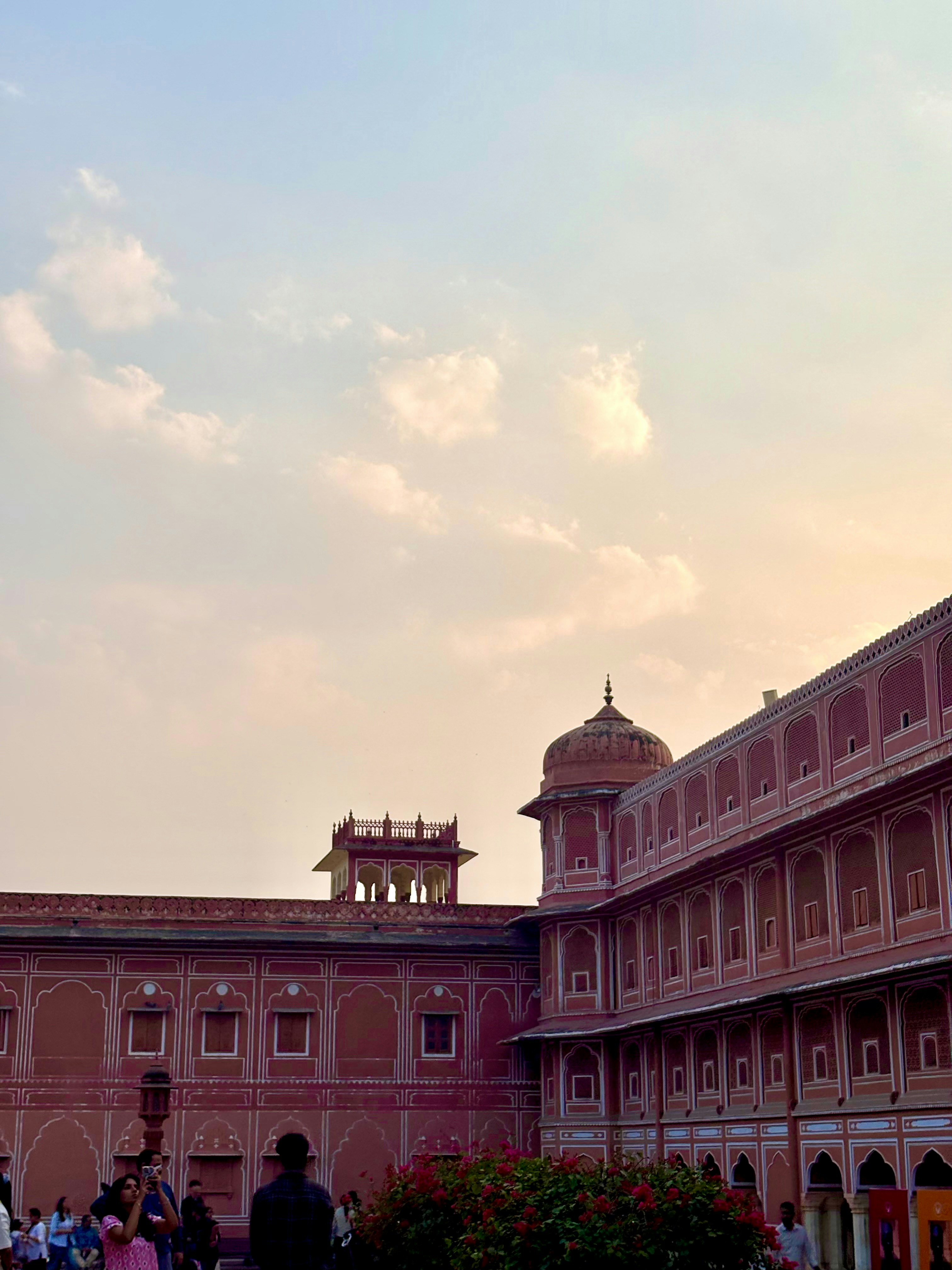 Sunlit Red Fort Courtyard at Dusk