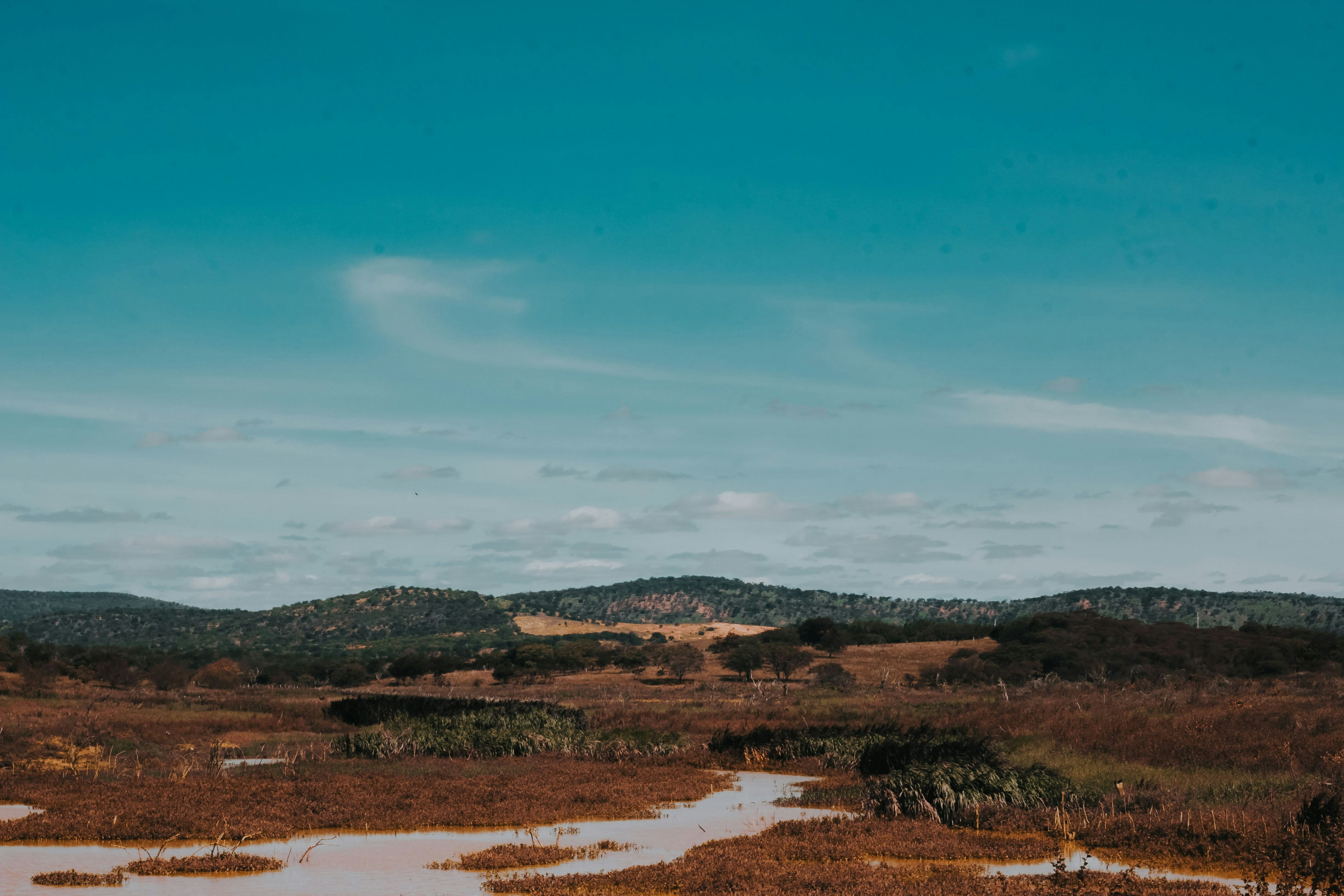 Horizon Ridge Under Wide Sky