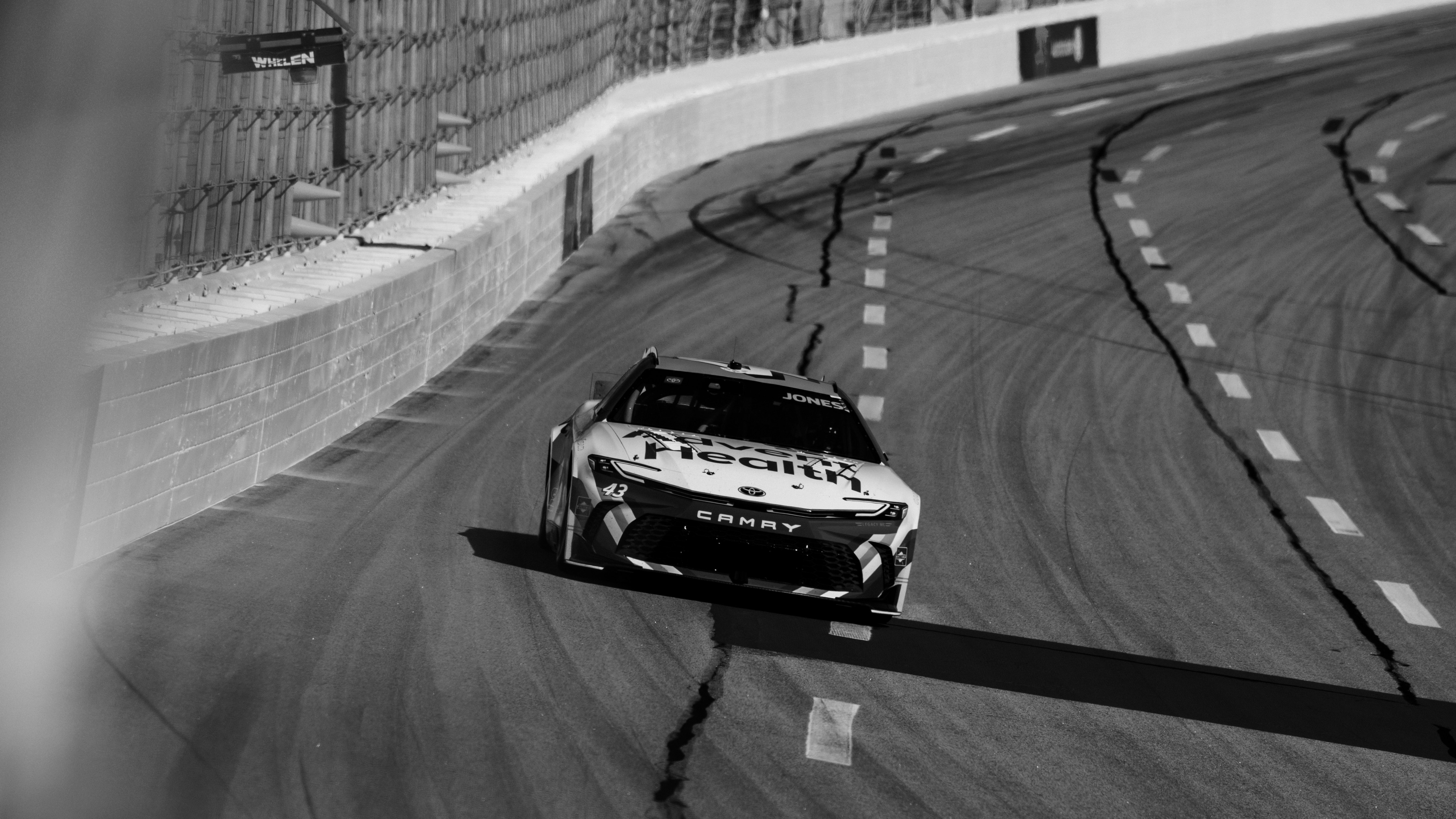 Leading Edge: The Sprinting Racecar Bites the Curve