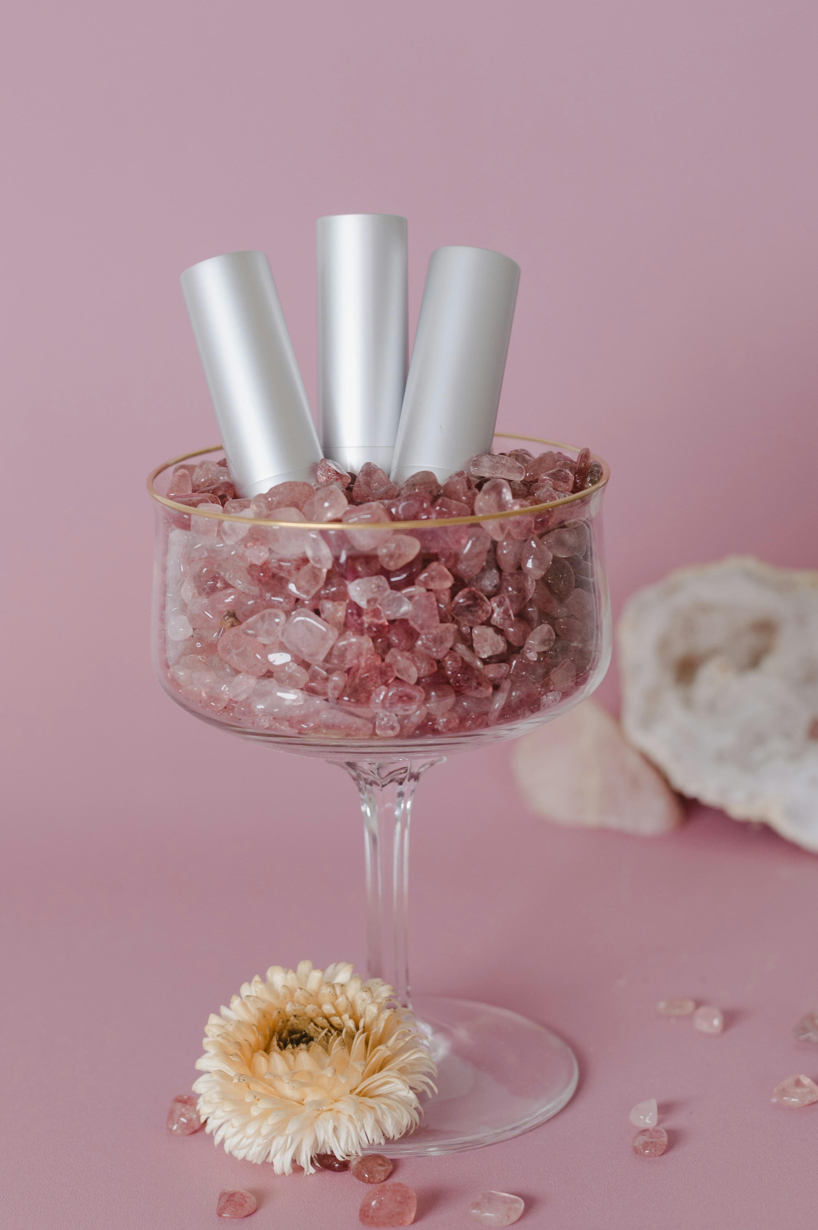 Pink Glamour in a Glass: Lip Color on Ice