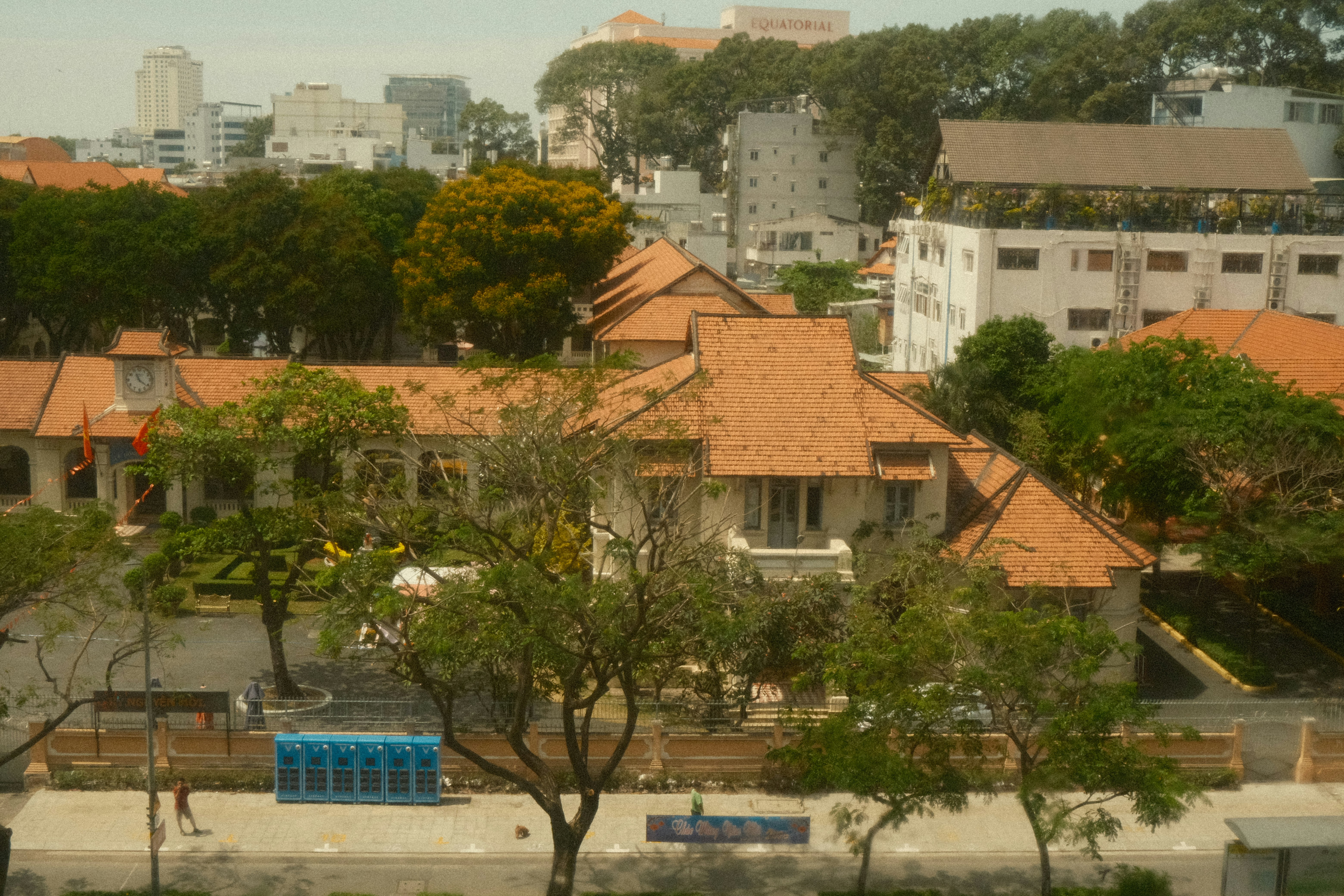 Terracotta Rooftops and Green Canopy: A Quiet Urban Quilt