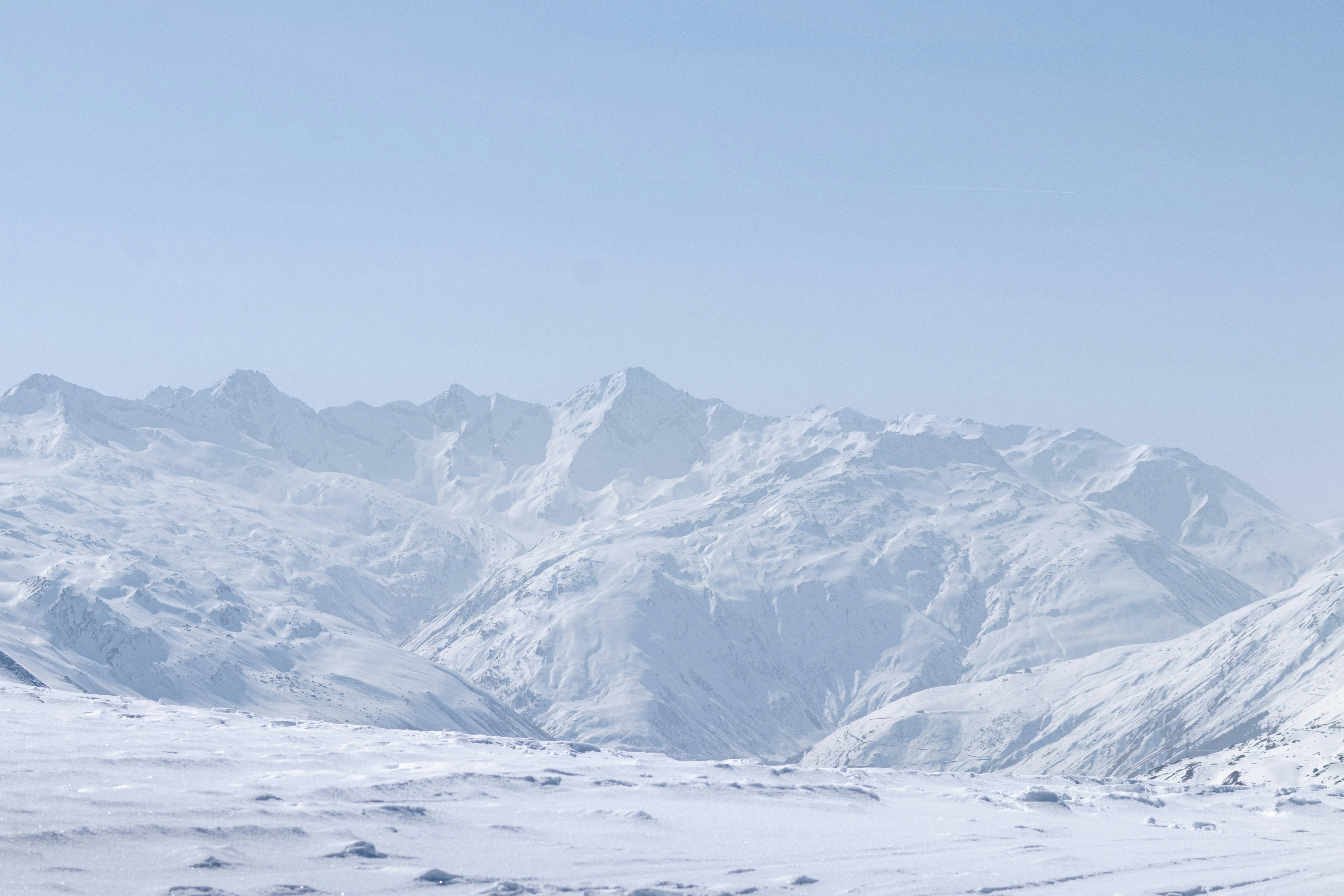 Ivory Range: Snow-scoured Peaks Beneath Clear Winter Light