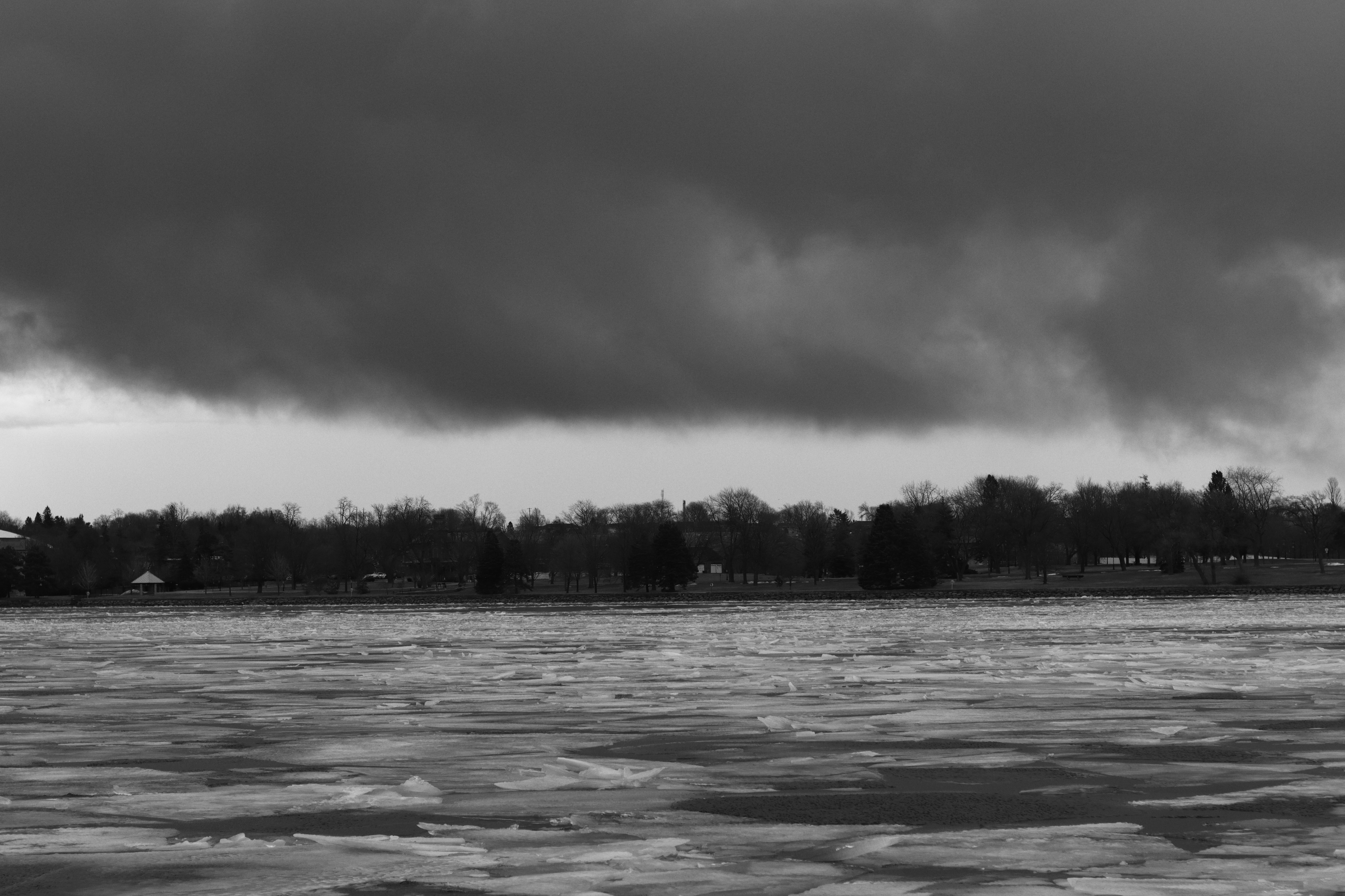 Low Horizon, Heavy Skies: Ice Flatland Across the River