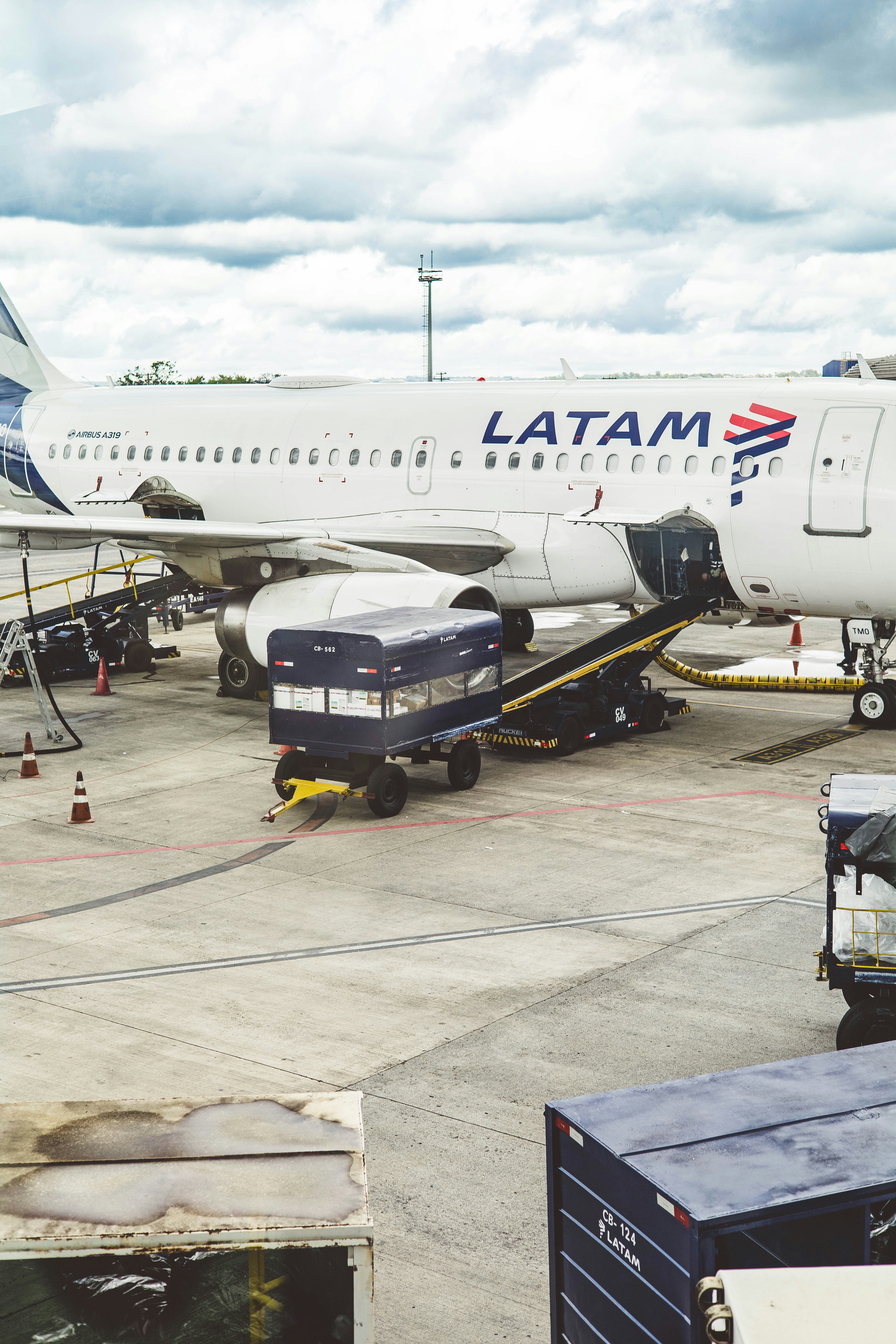 Gate to the Sky: LATAM Jet at Grounded Stairs