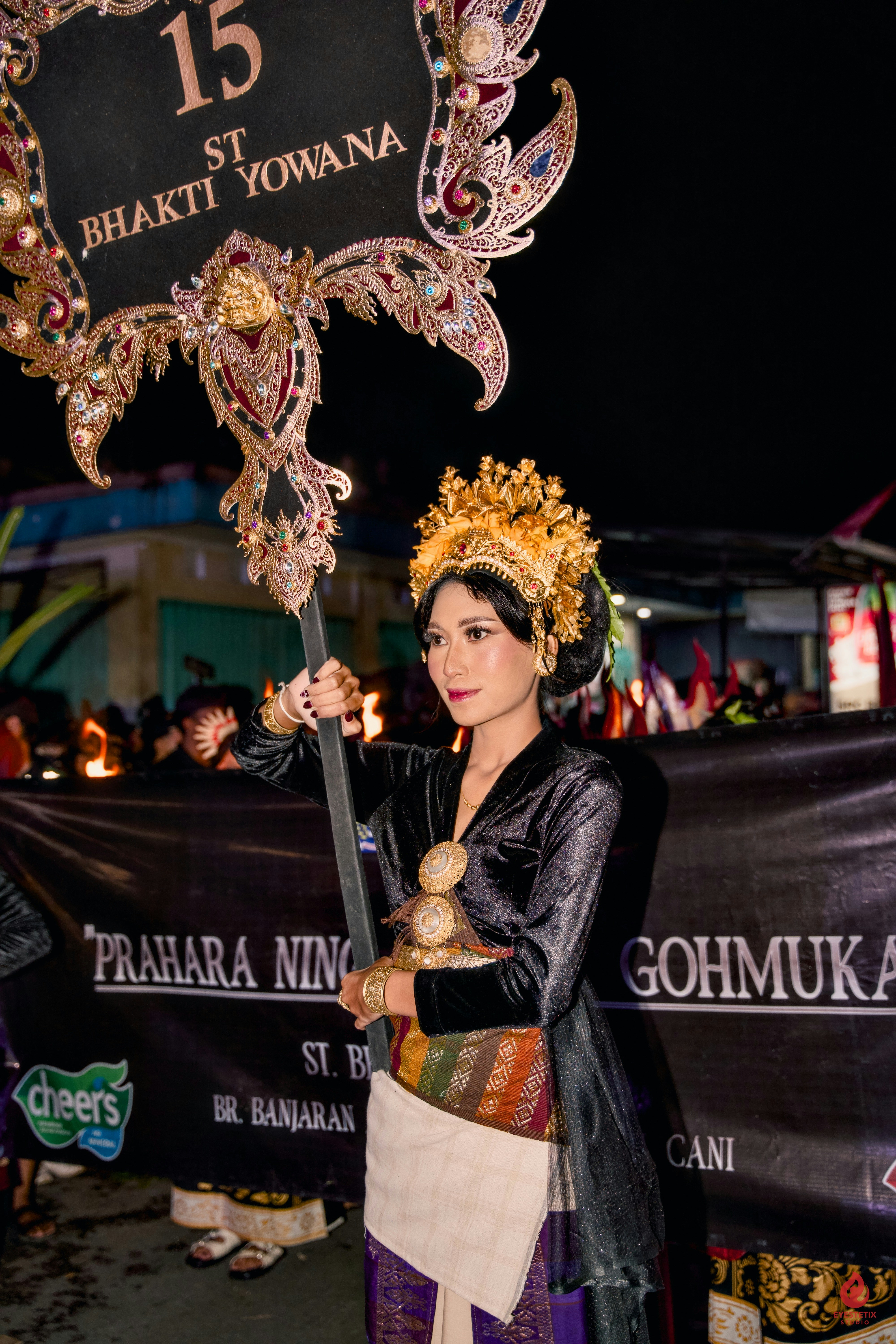 Festive Regalry: A Queen of the Parade Holds Court