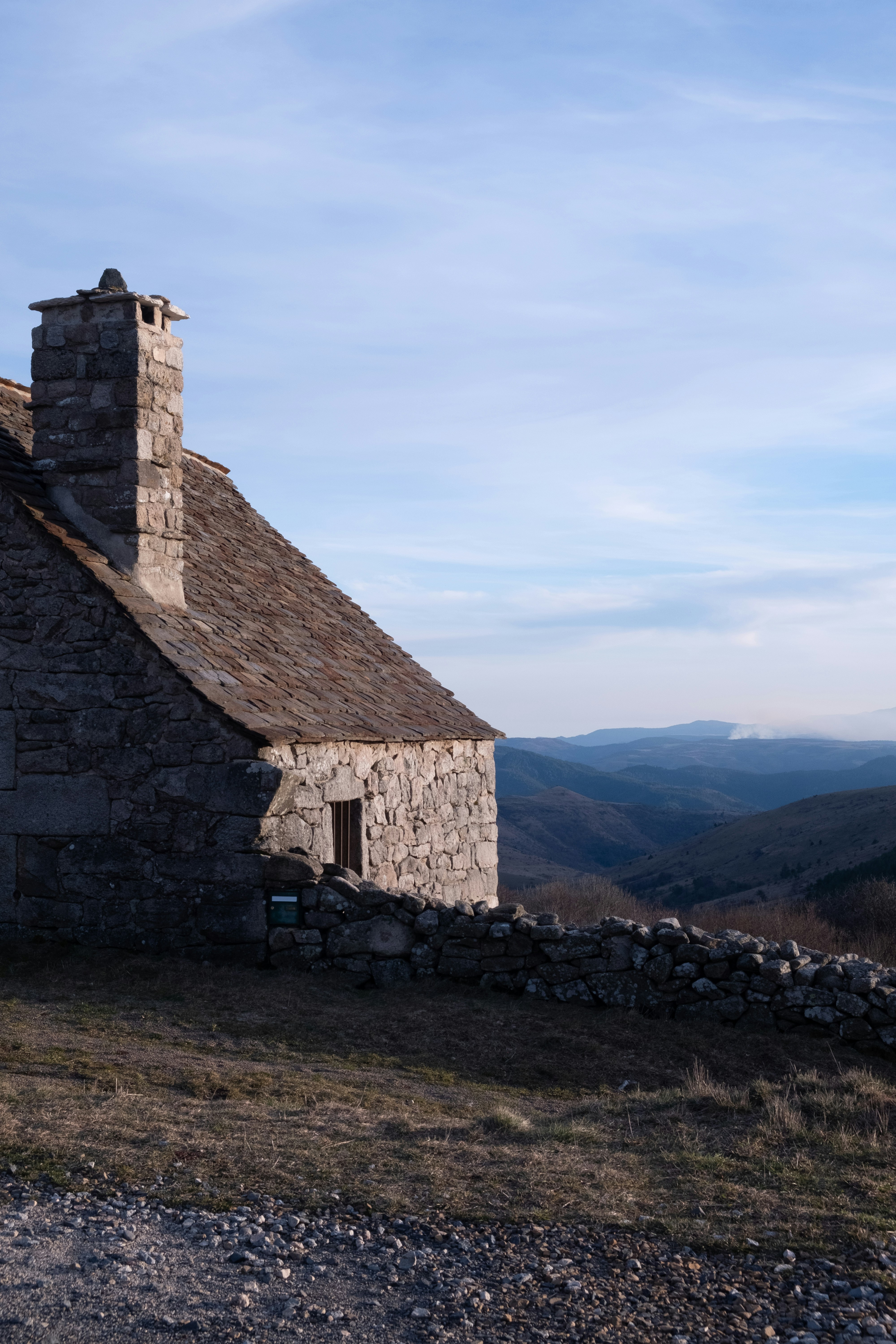 Stone Refuge on a Quiet Ridge