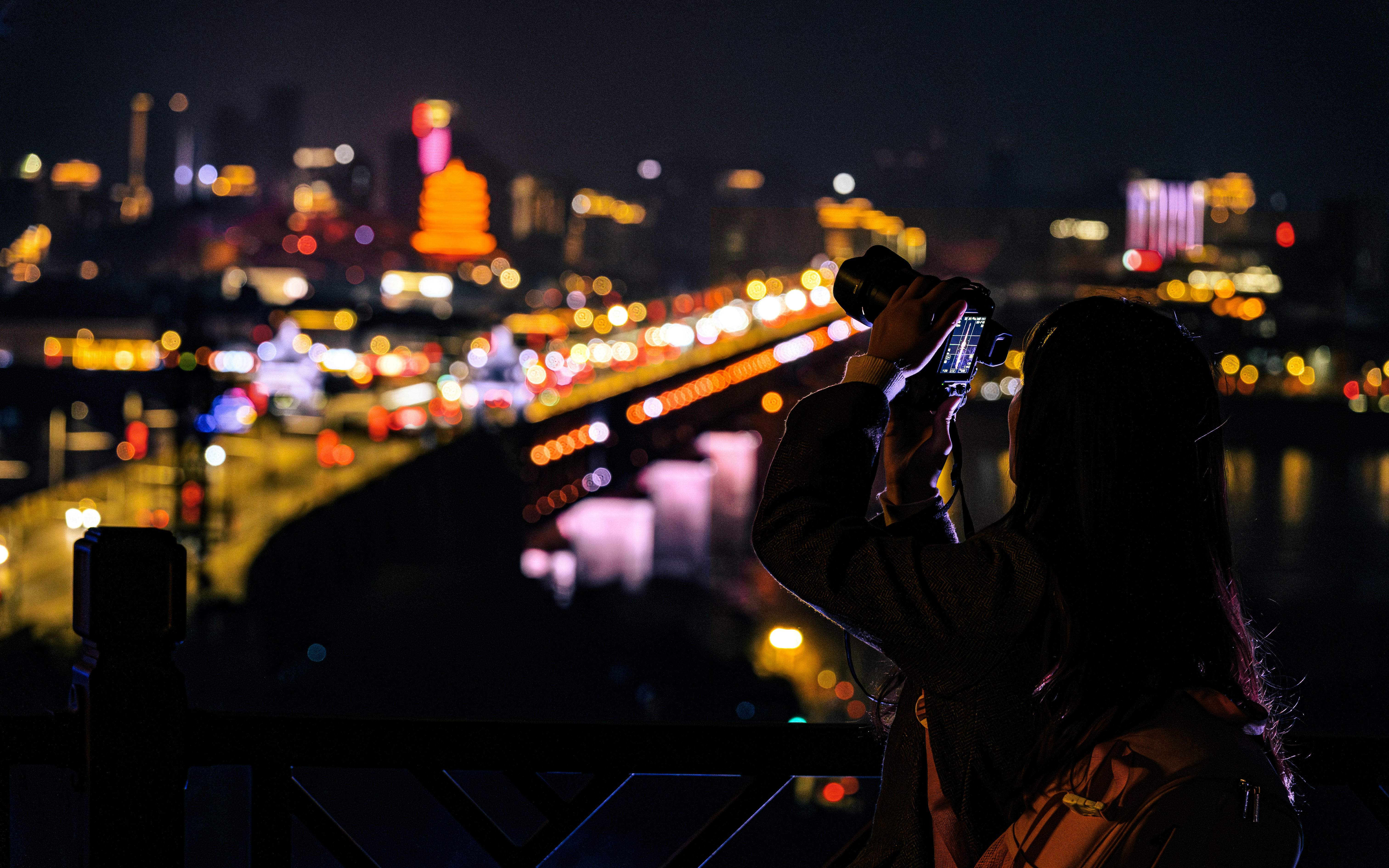 Nightscape Zeal: A Photographer Targets the City Lights