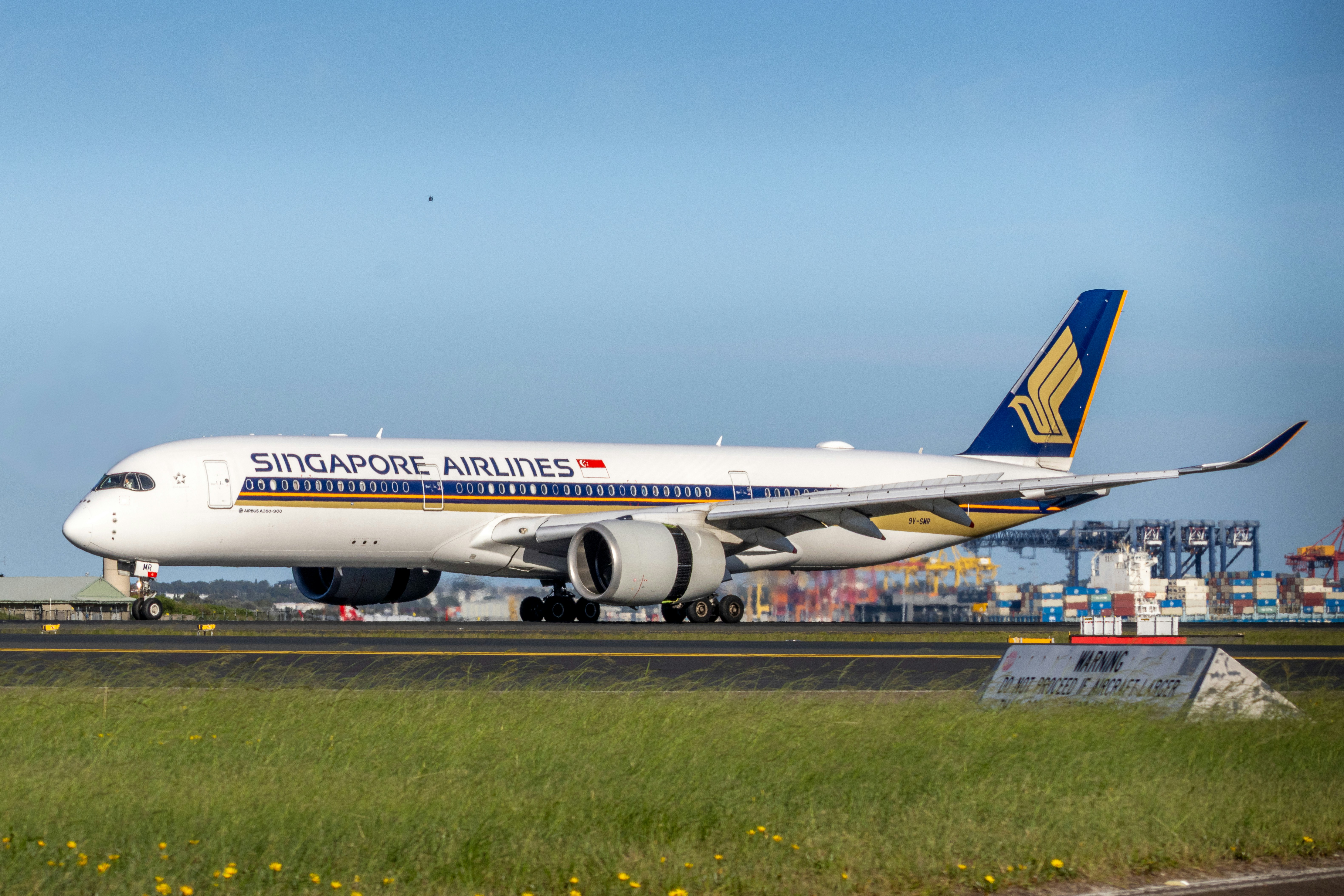 Singapore Airlines Birth of a Quiet Taxi: A Jet at Ground Level