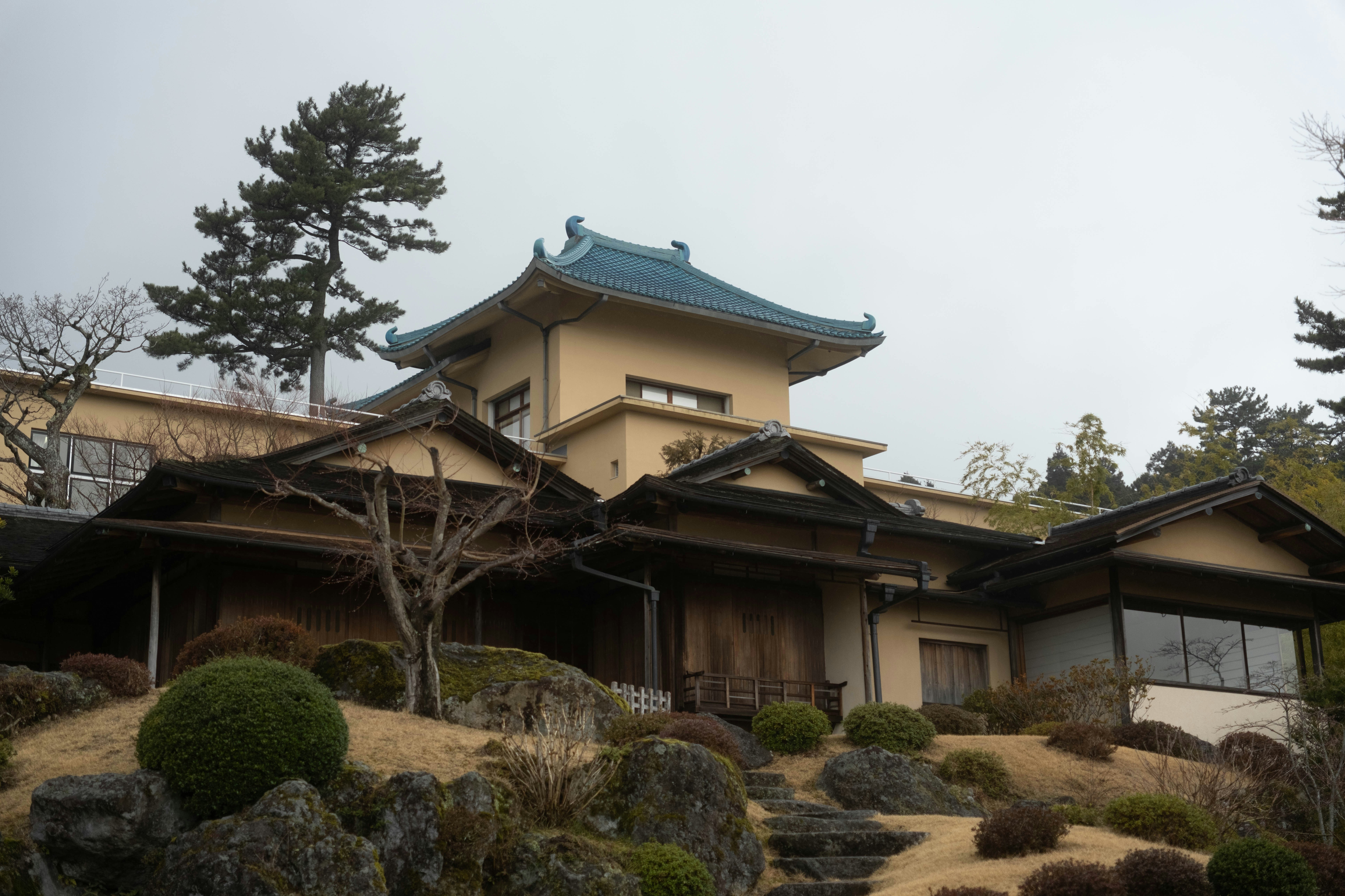 Watched over by the Blue-Tiled Roof: A Quiet Japanese Estate
