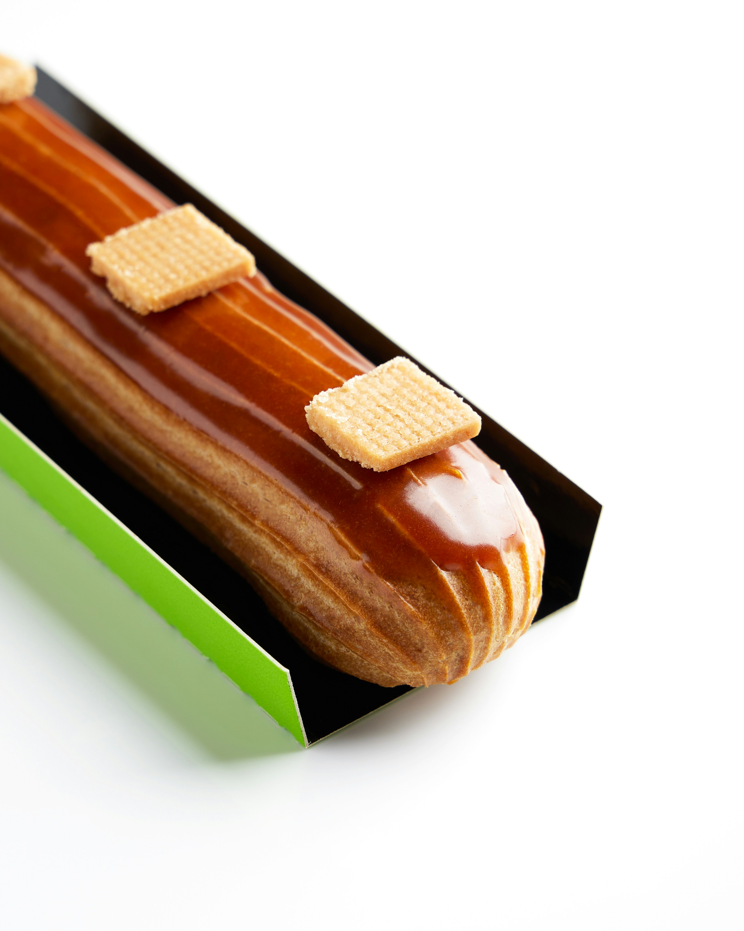 Glossy Eclair in Studio Spotlight
