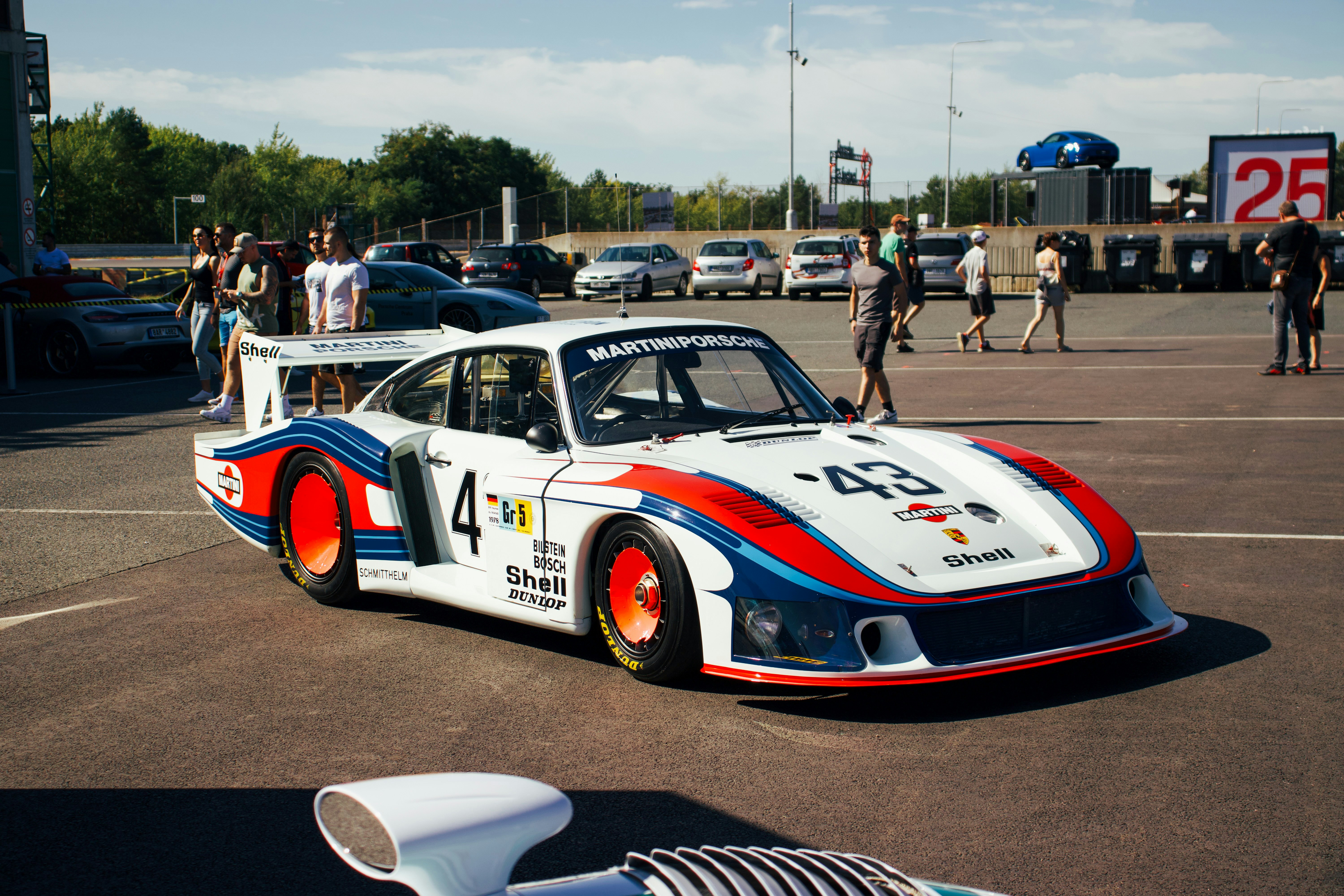 Liveryed Thunder: Classic Porsche Grooves the Paddock
