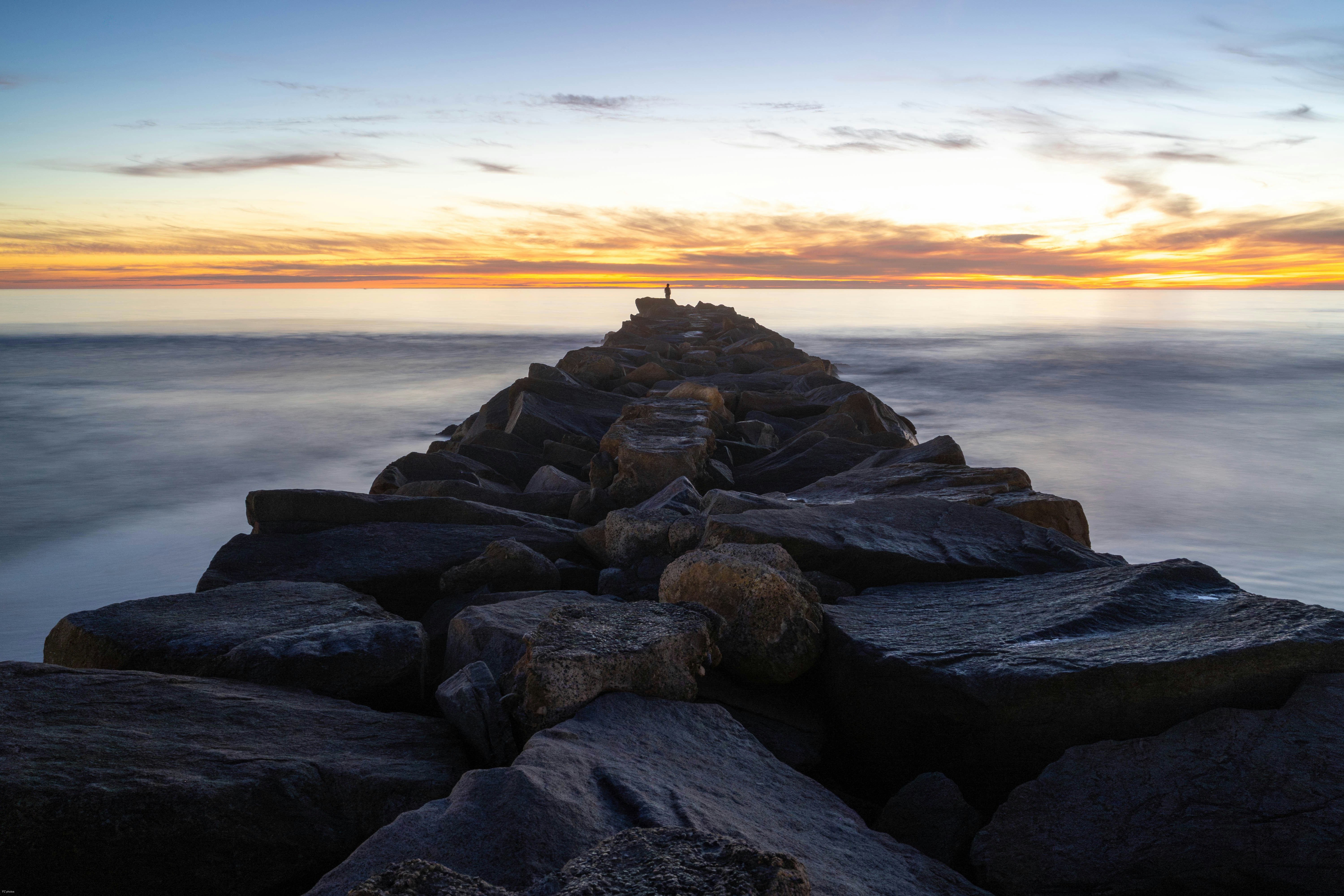 Stormlight Pier: A Rockbreak Path to the Horizon