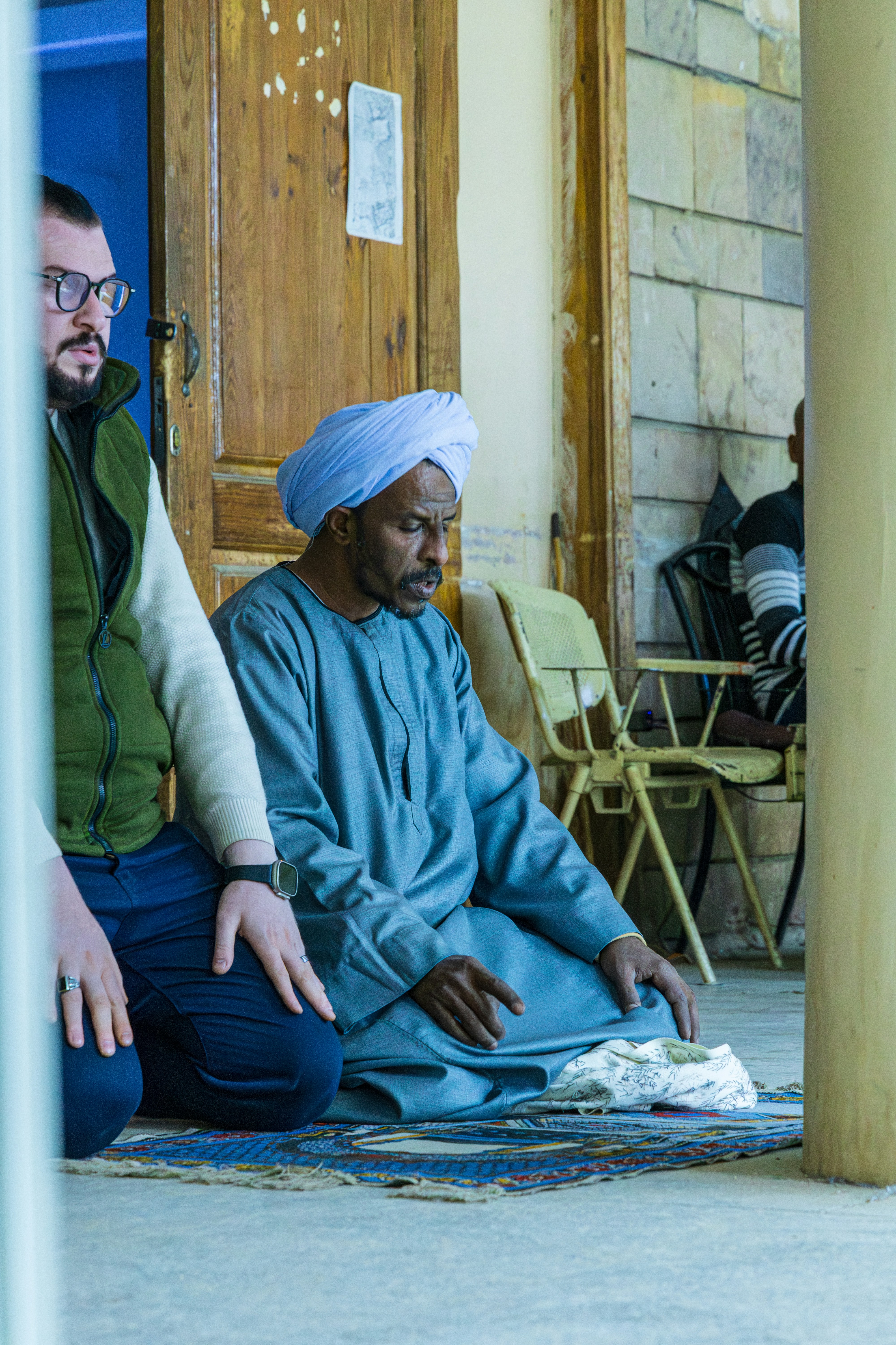 Serene Prayer in the Courtyard: A Moment of Contemplation