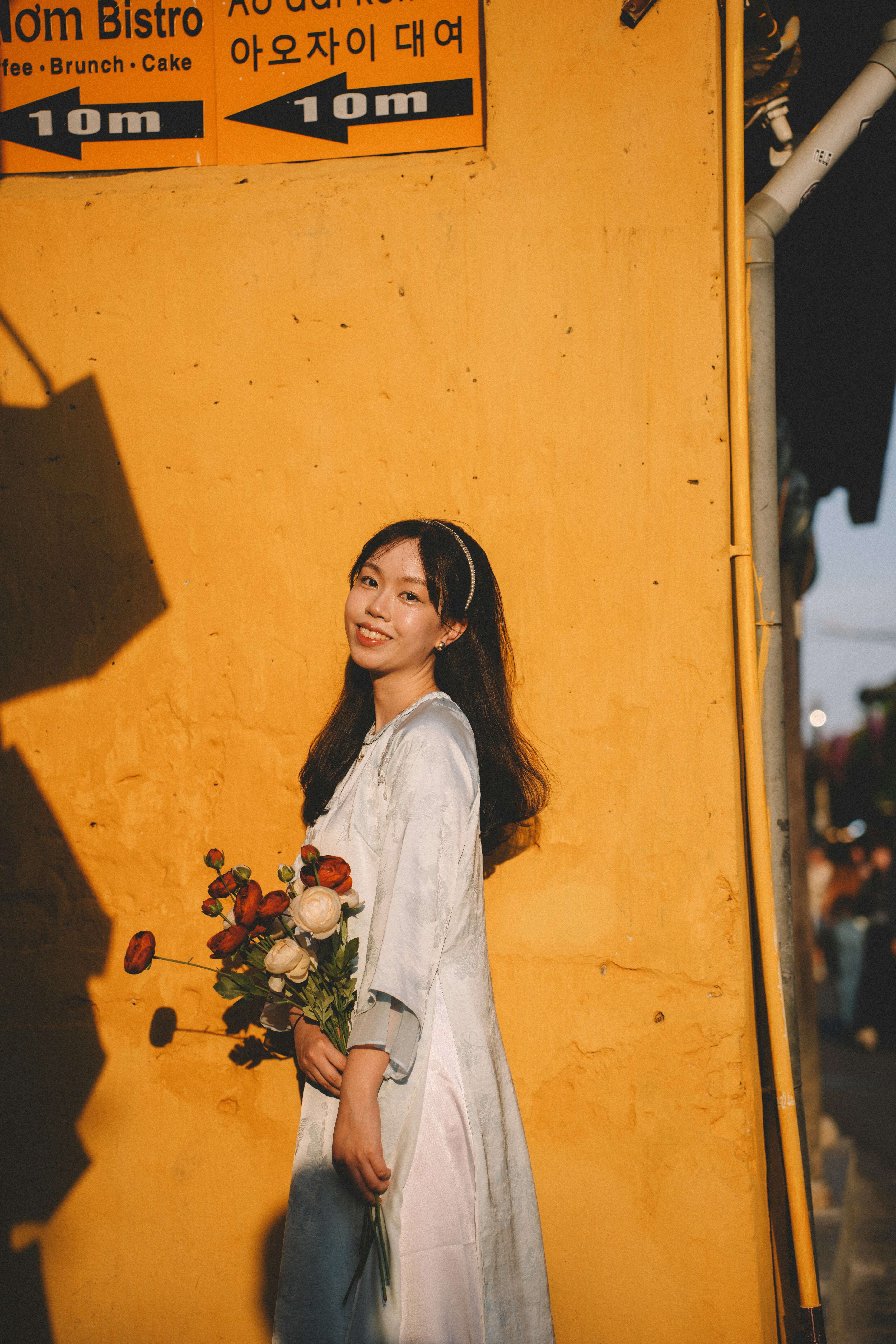 Golden Wall Bride: Portrait by the Citrus Hue