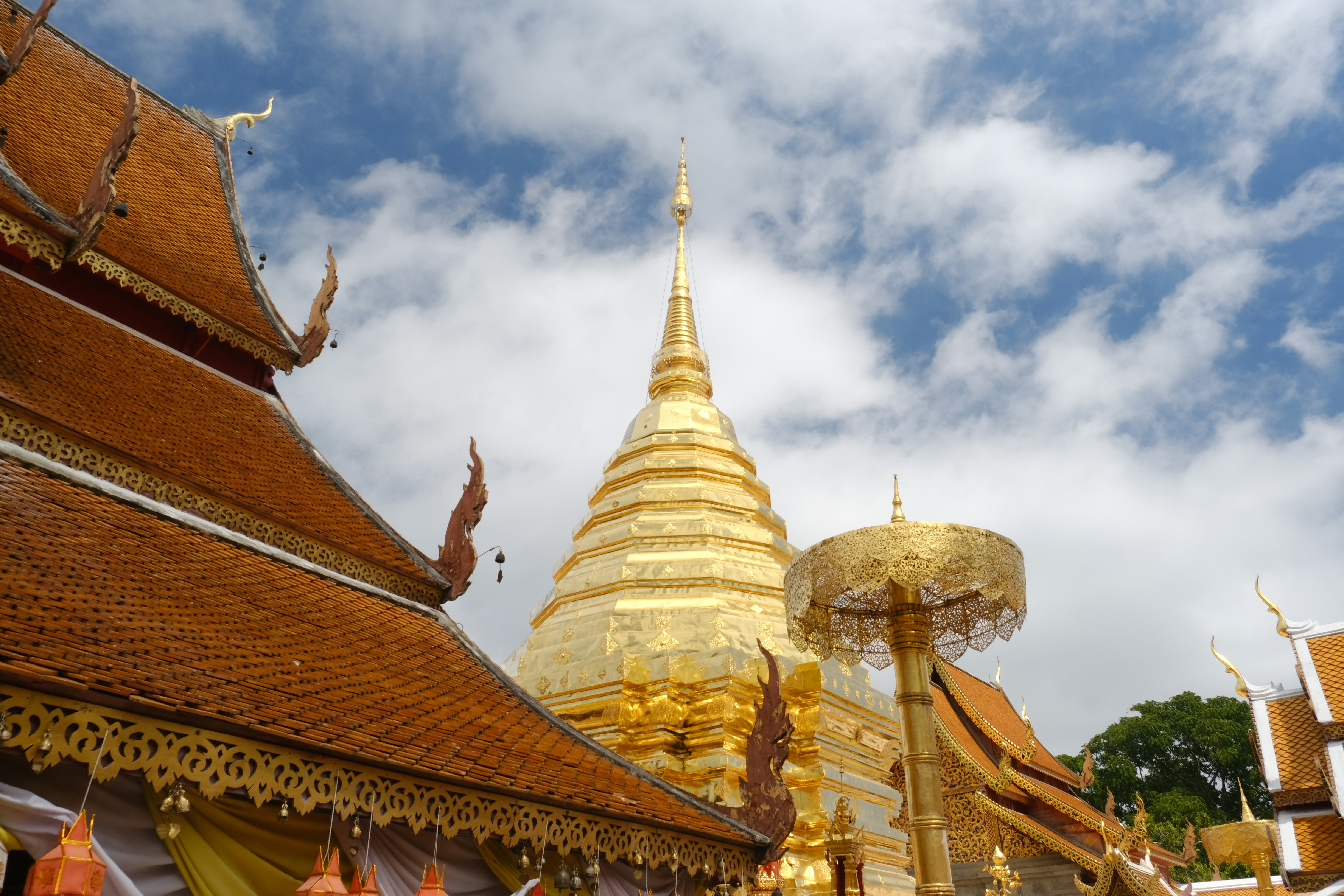 Golden Stupa Under a Clear Thai Sky
