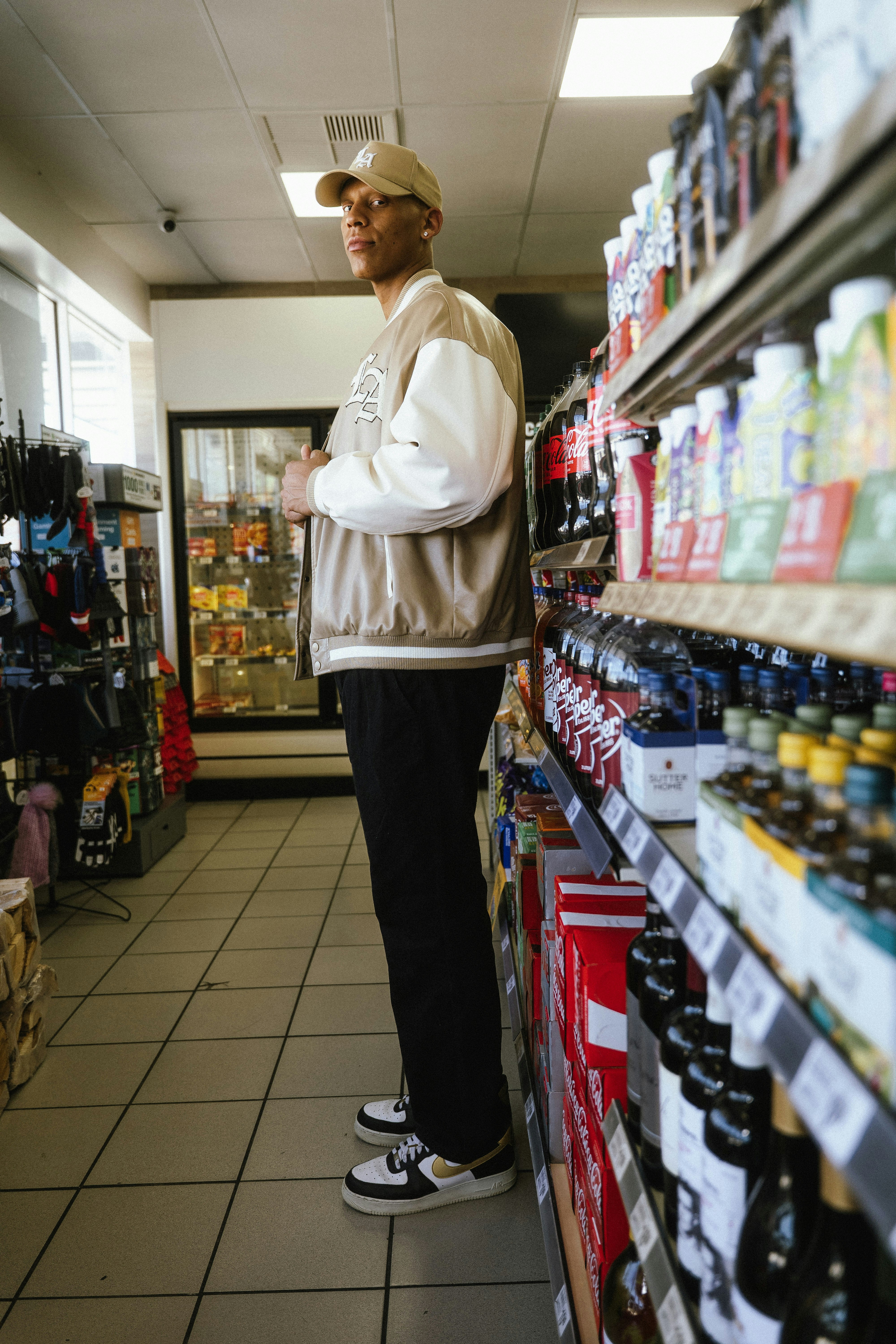 Midstore Portrait: A Steady Stance Among Aisles