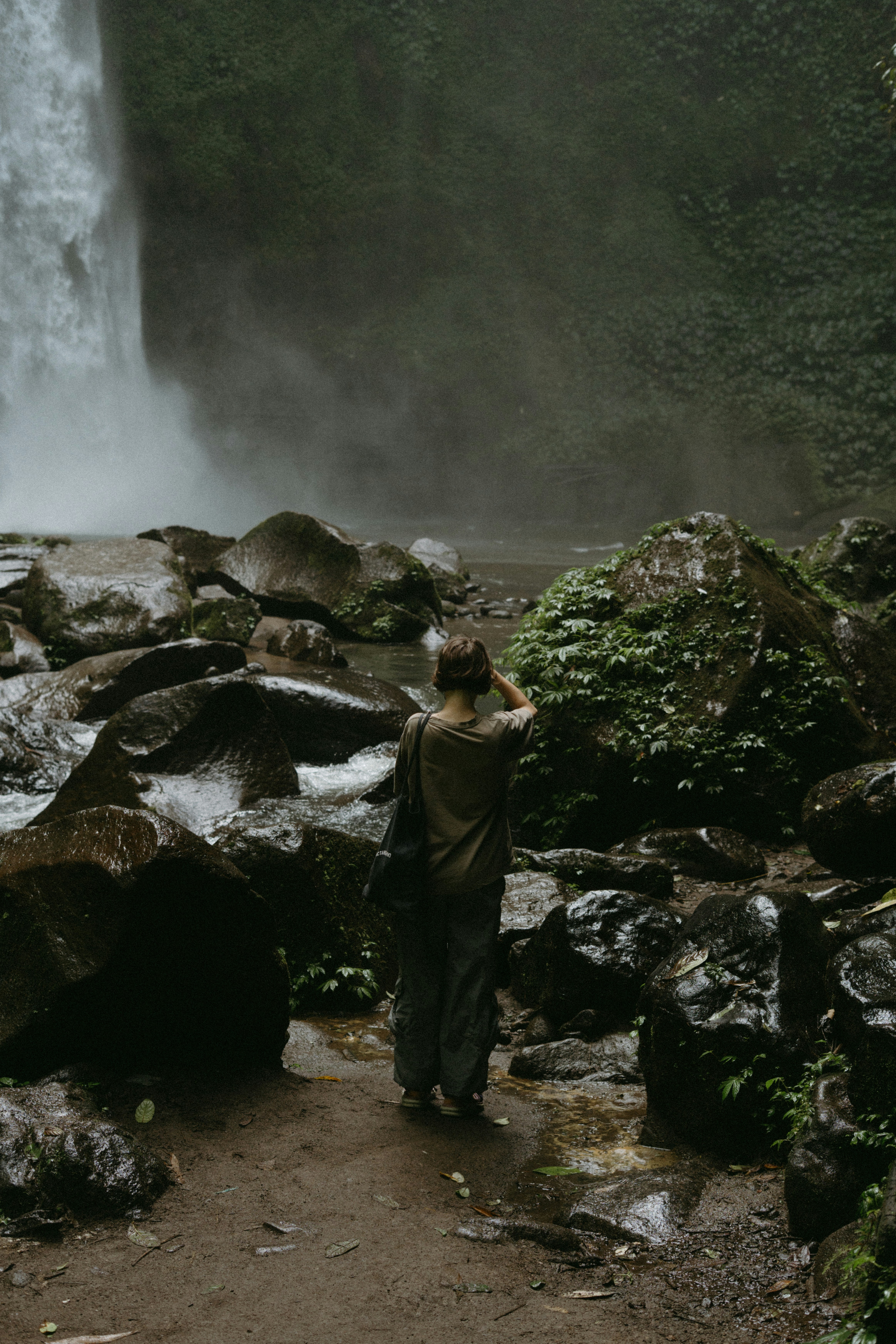 Mist at the Edge: A Quiet Portrait by the Waterfall