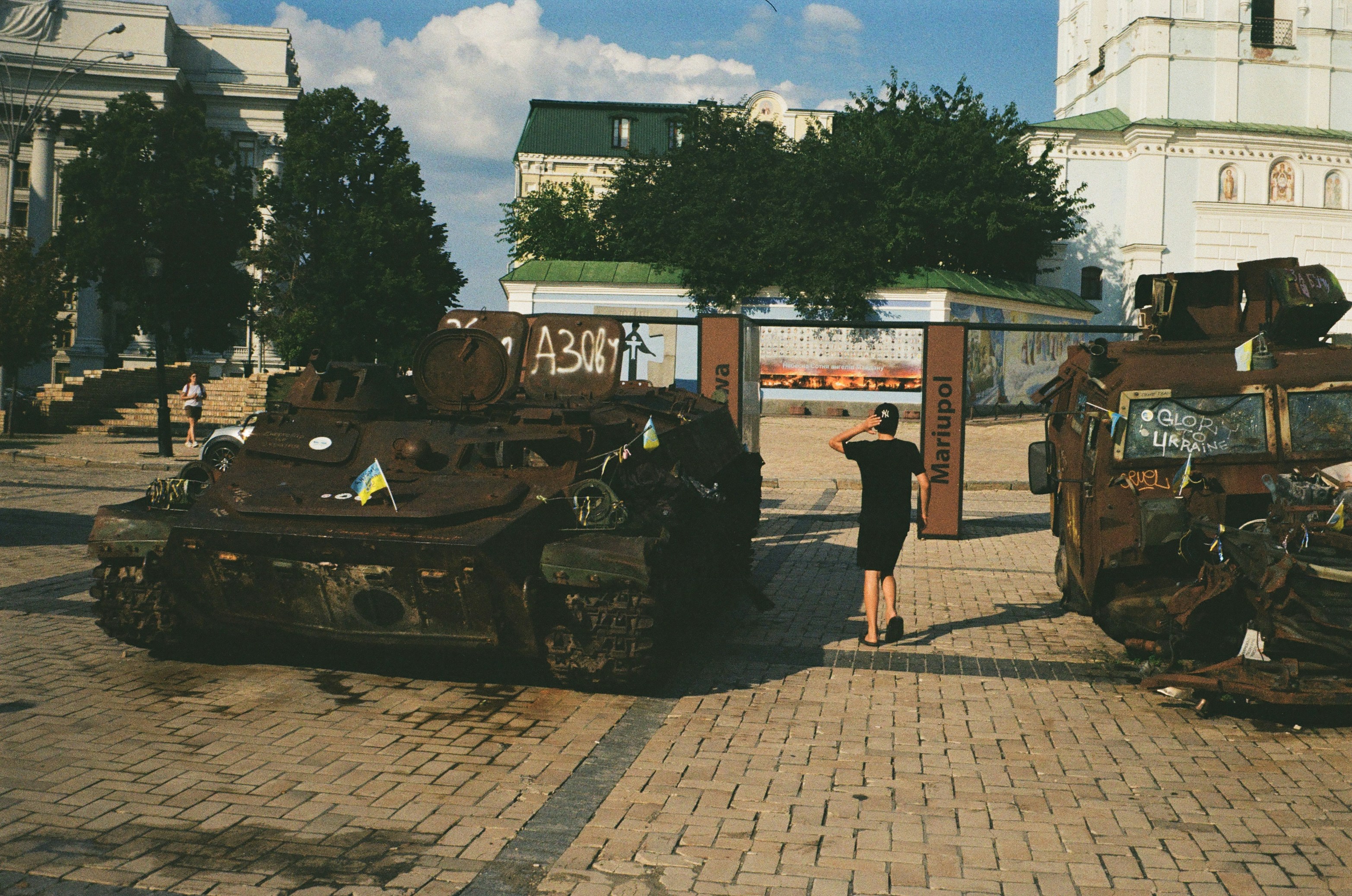 Tank Row at the Square: People Skirting the Cycles of History