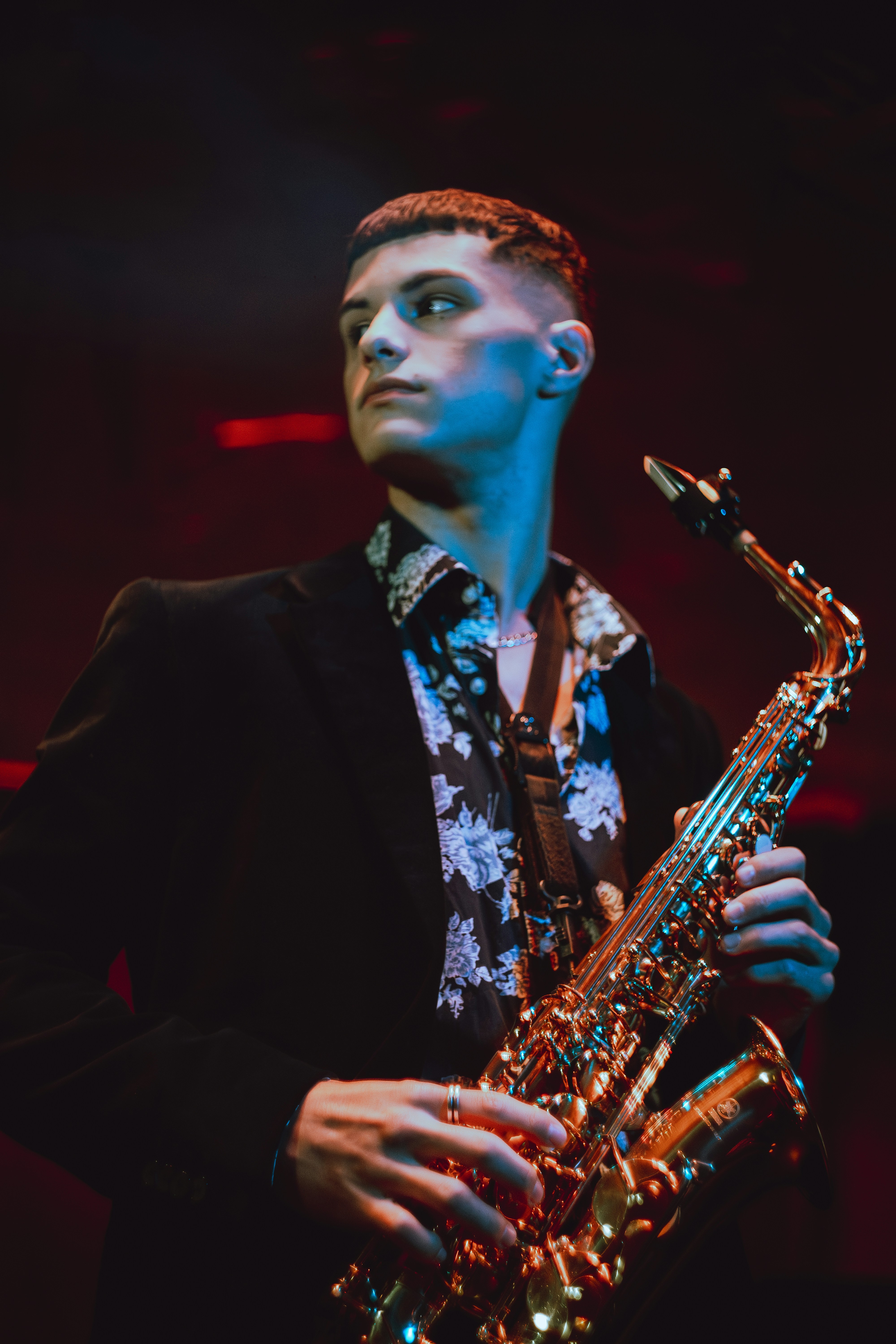 Blue Spotlight Sax: A Jazz Portrait in Velvet Night