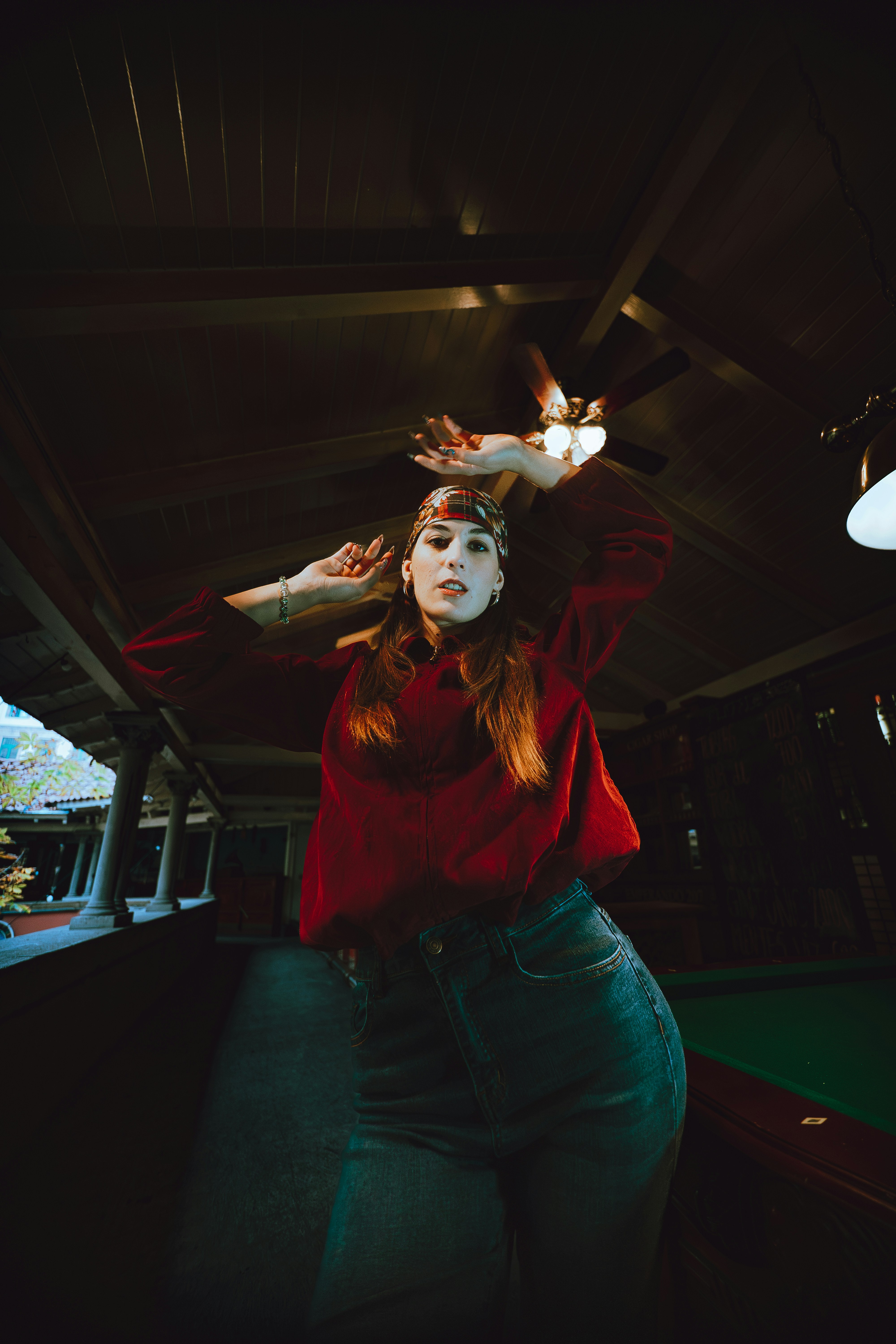 Midnight Velvet: A confident stride under clubhouse lights