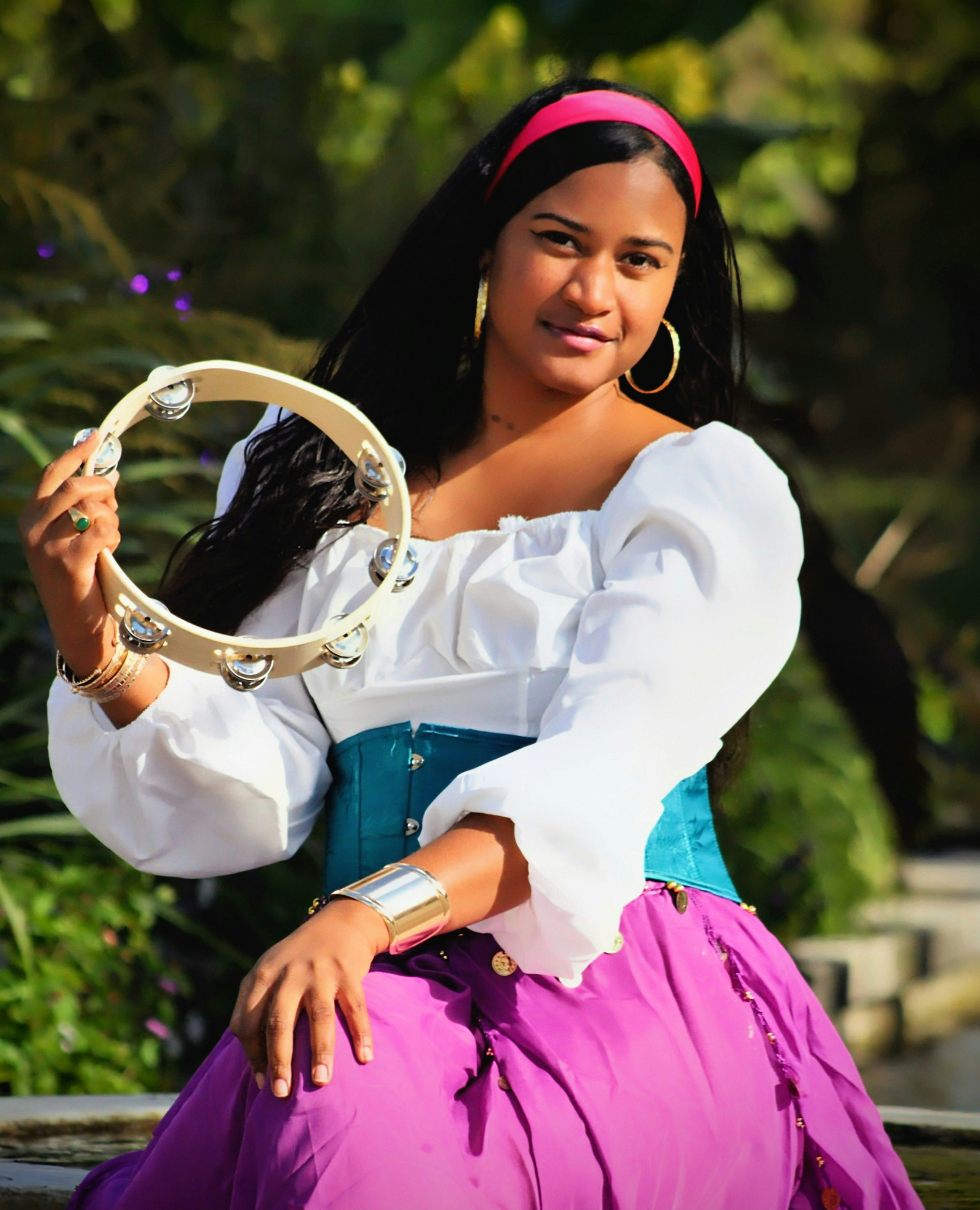 Tambourine in Bloom: A Portrait of Colorful Grace