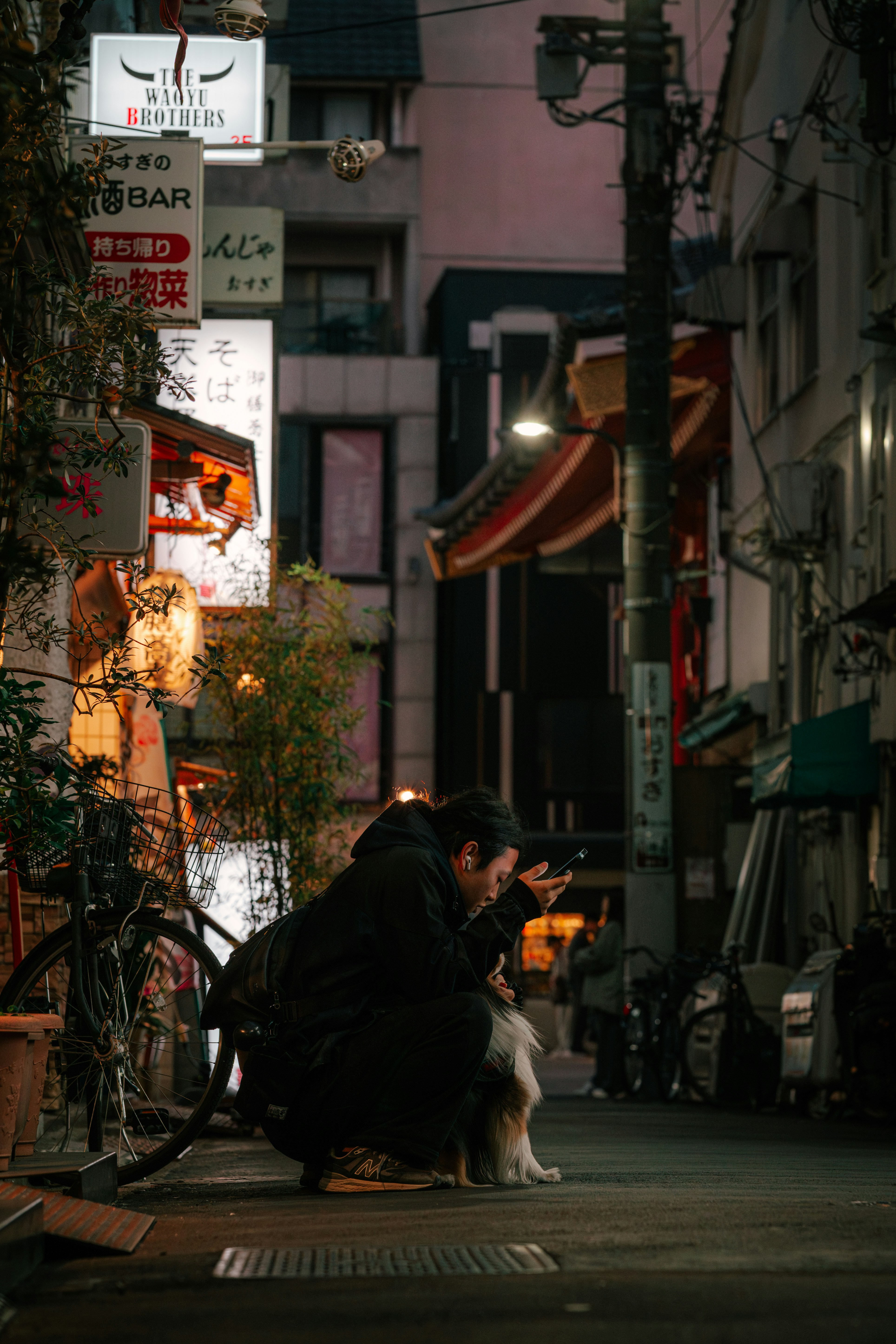 Midnight Alley: Quiet Connection Under Neon Signs