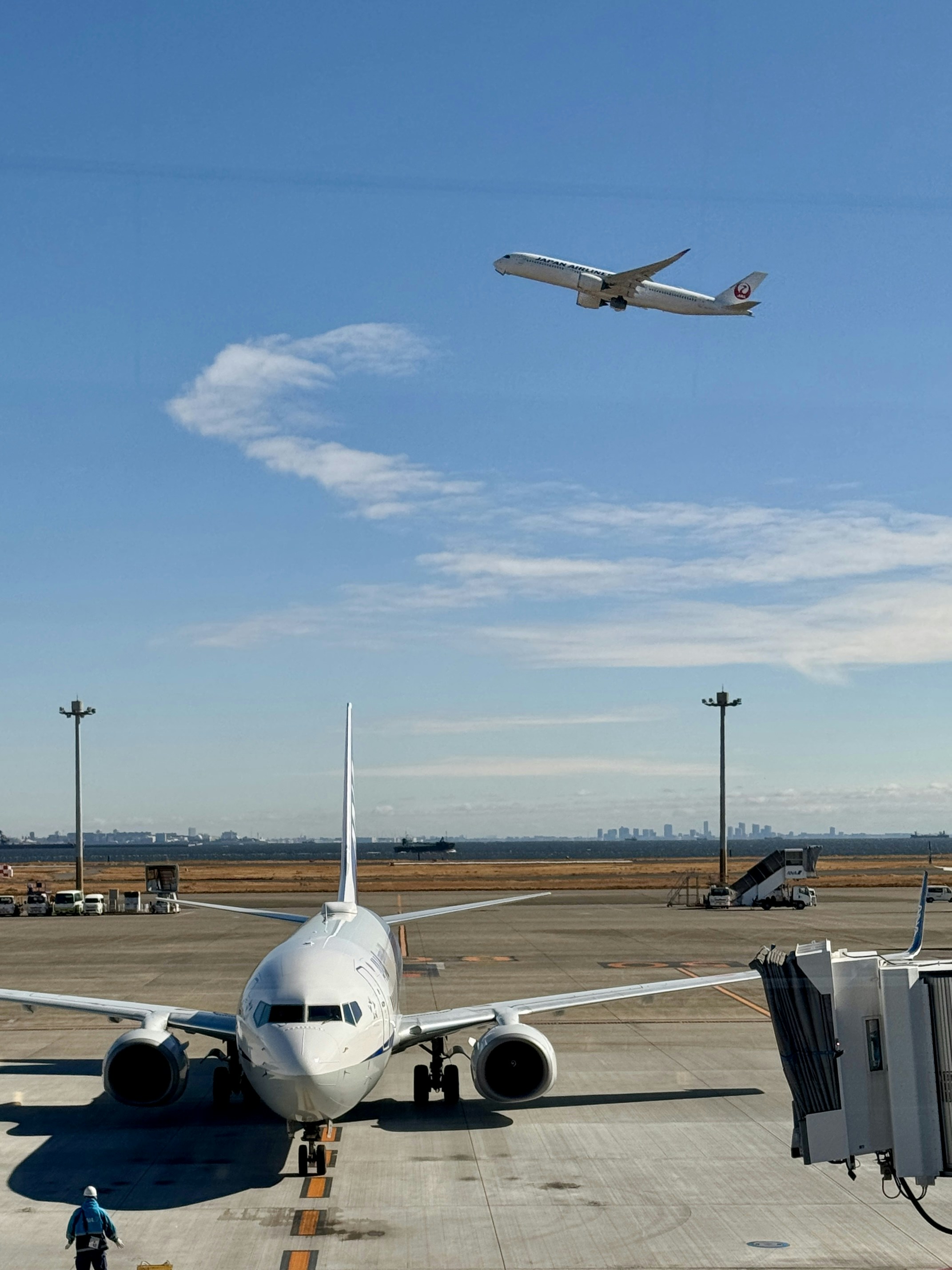 Midfield Push: A Ground-Level Arrival Framed by a Cresting Sky