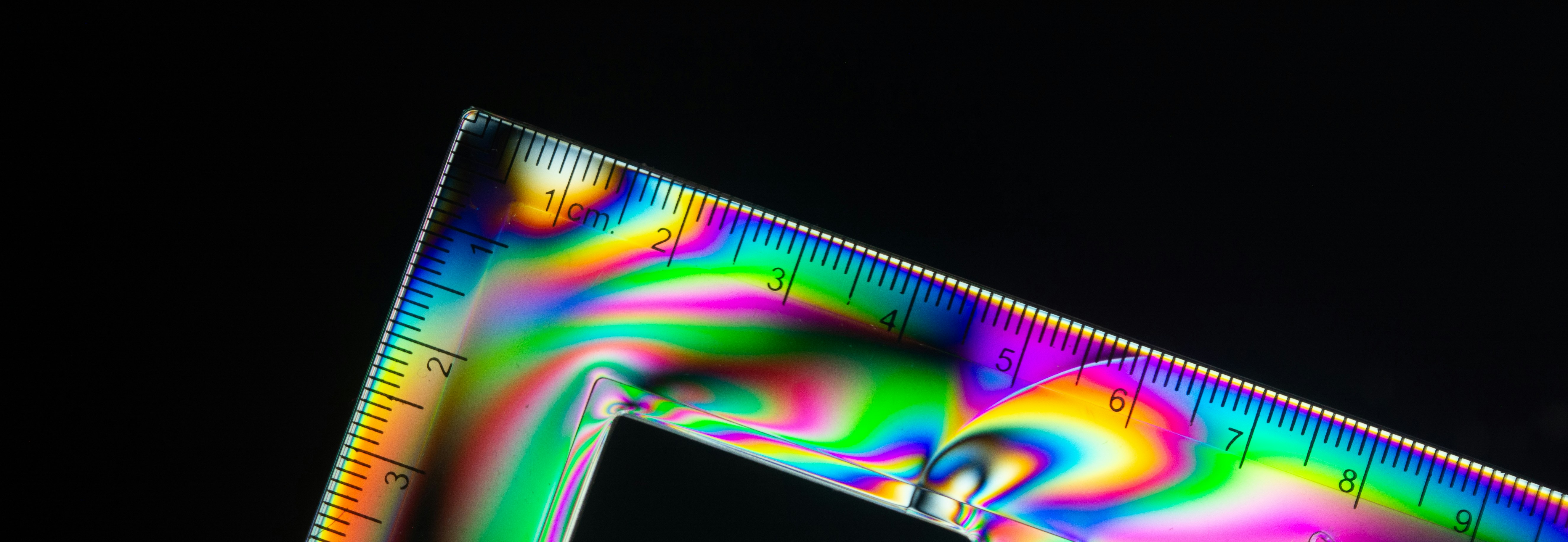 Rainbow Hologram in Metal Gradient: A Protractor’s Silent Portrait