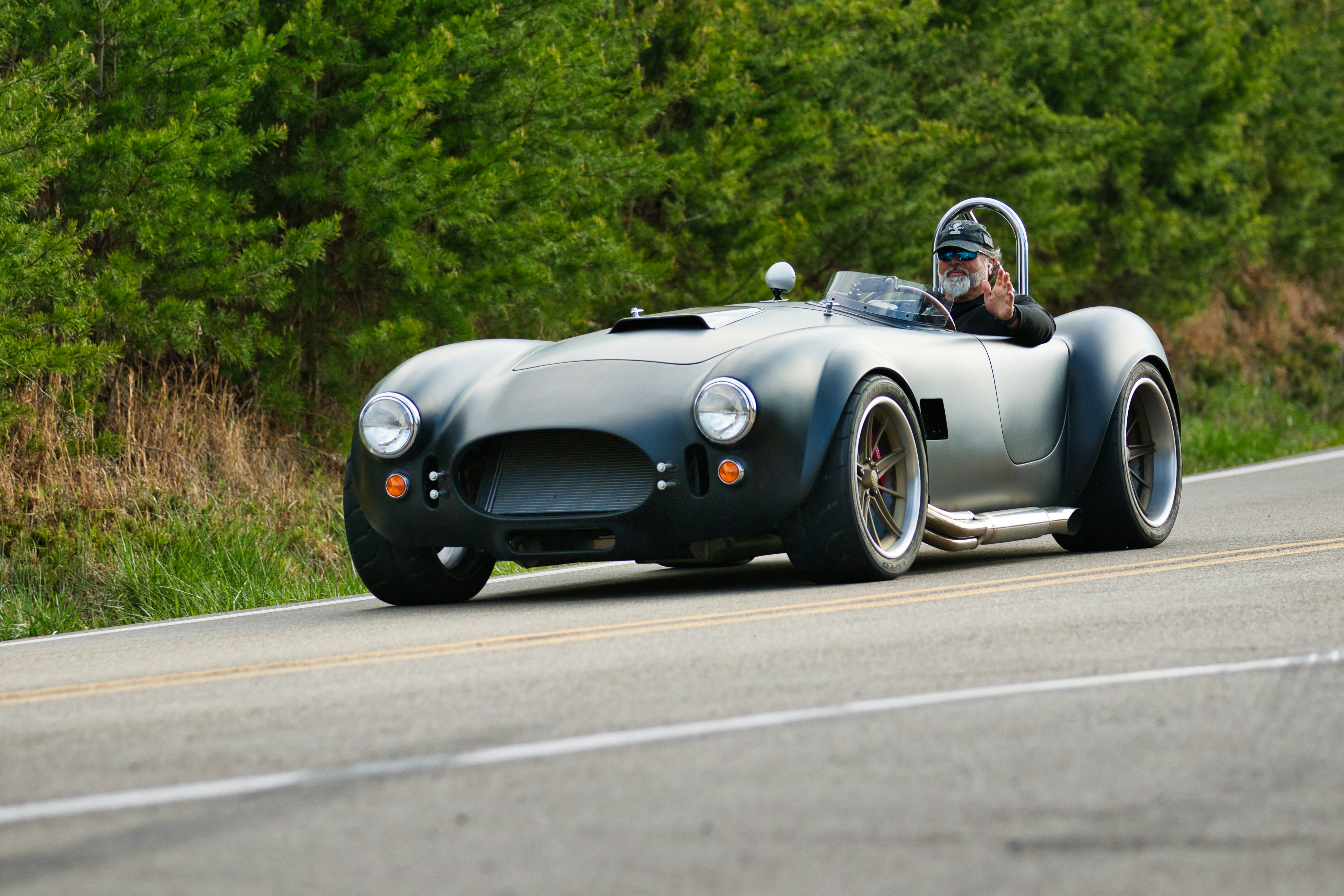 Coastal Chrome: a retro racer in open-road gray