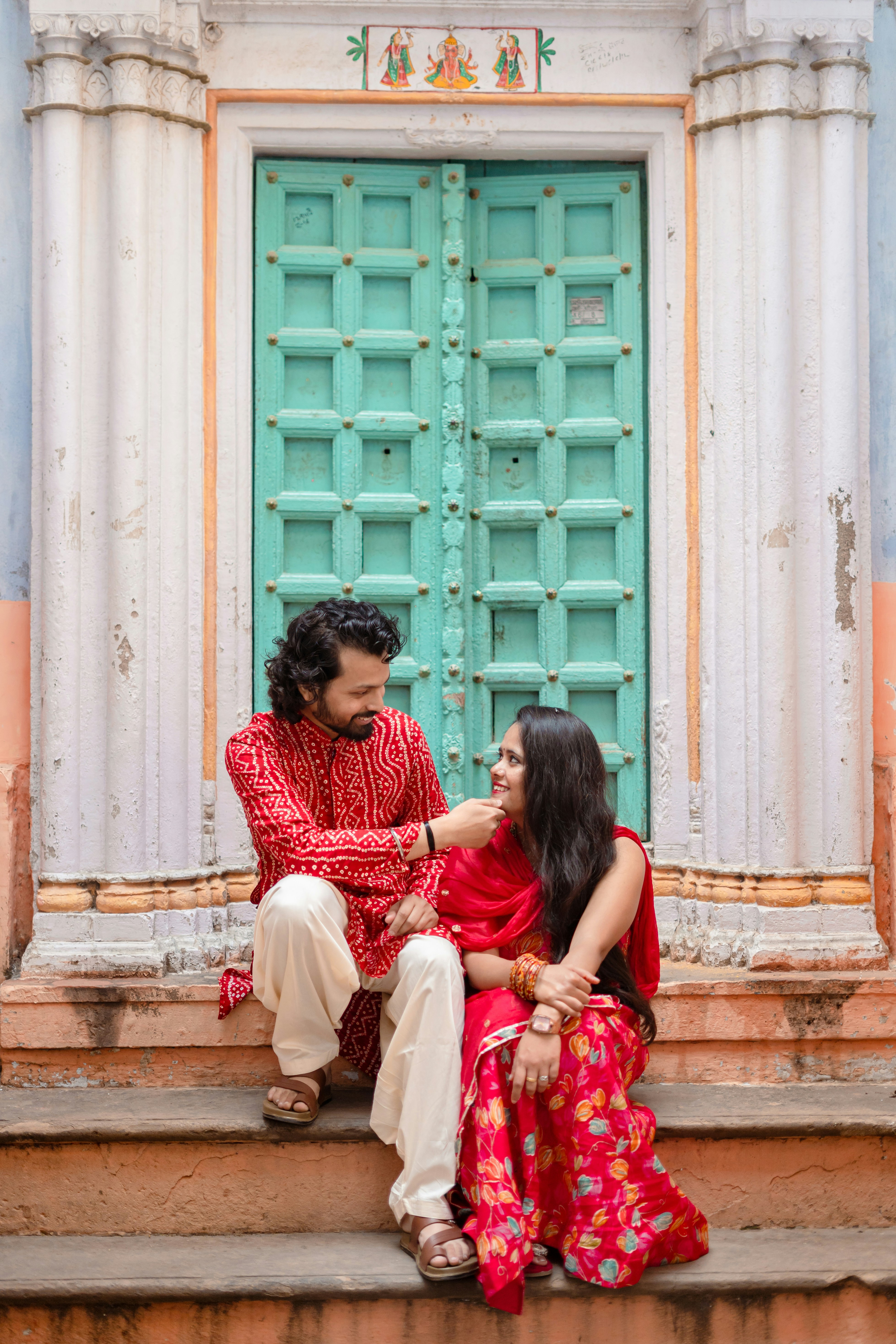 Red Threads on a Quiet Threshold