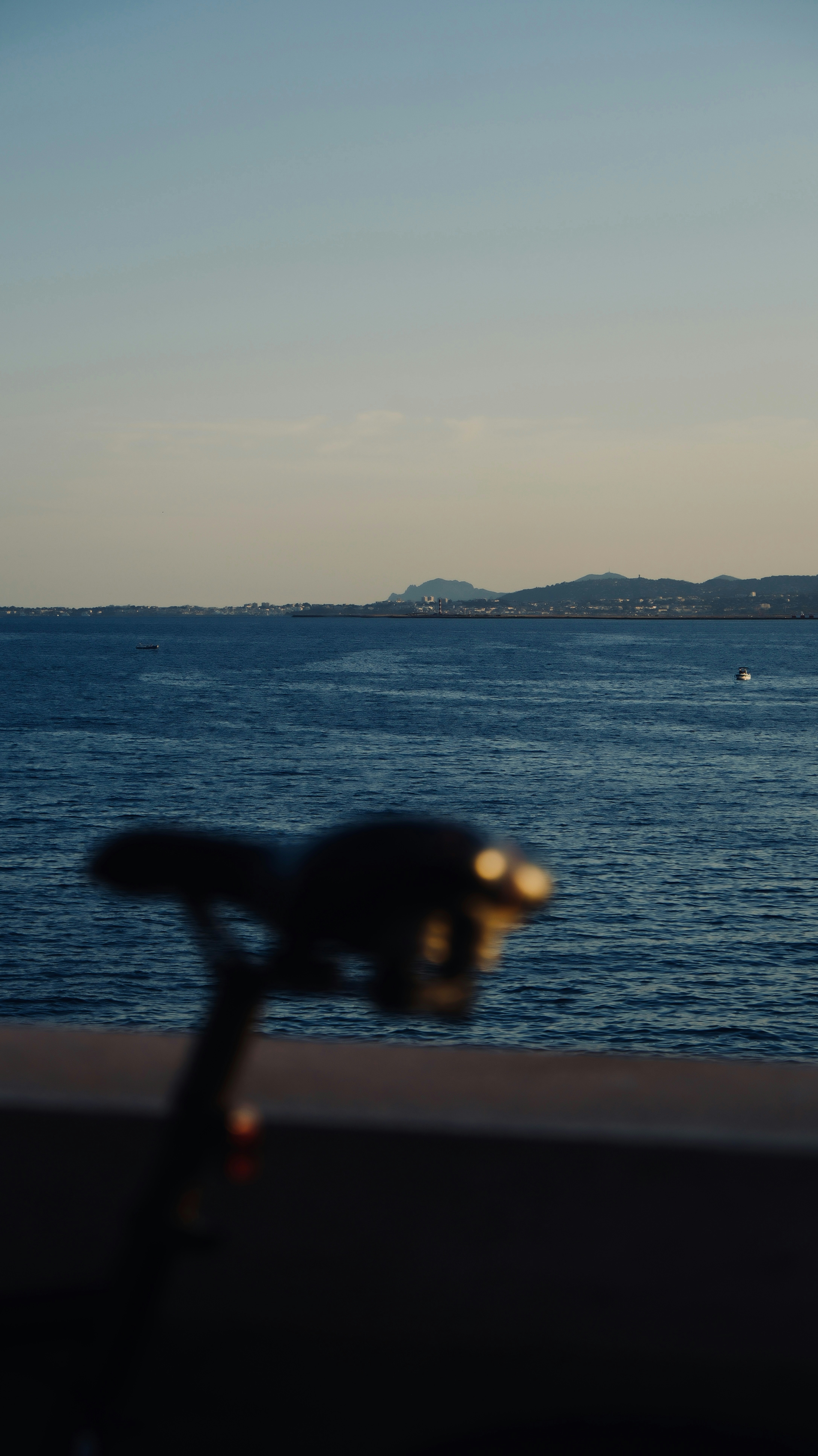 Blurred Horizon: a Wobbly Morning by the Sea