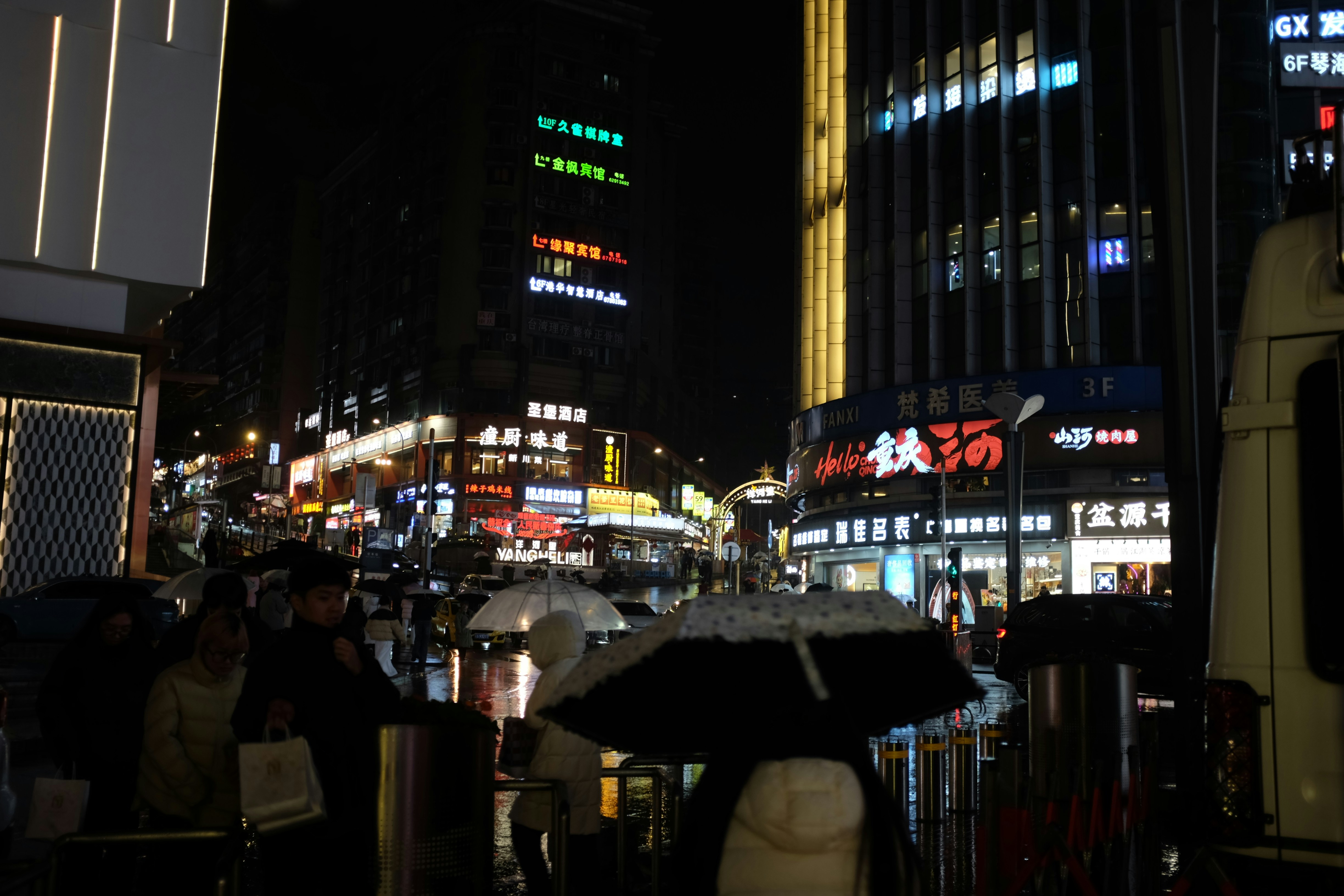 Neon Alley: Rainy Night in the Lantern City