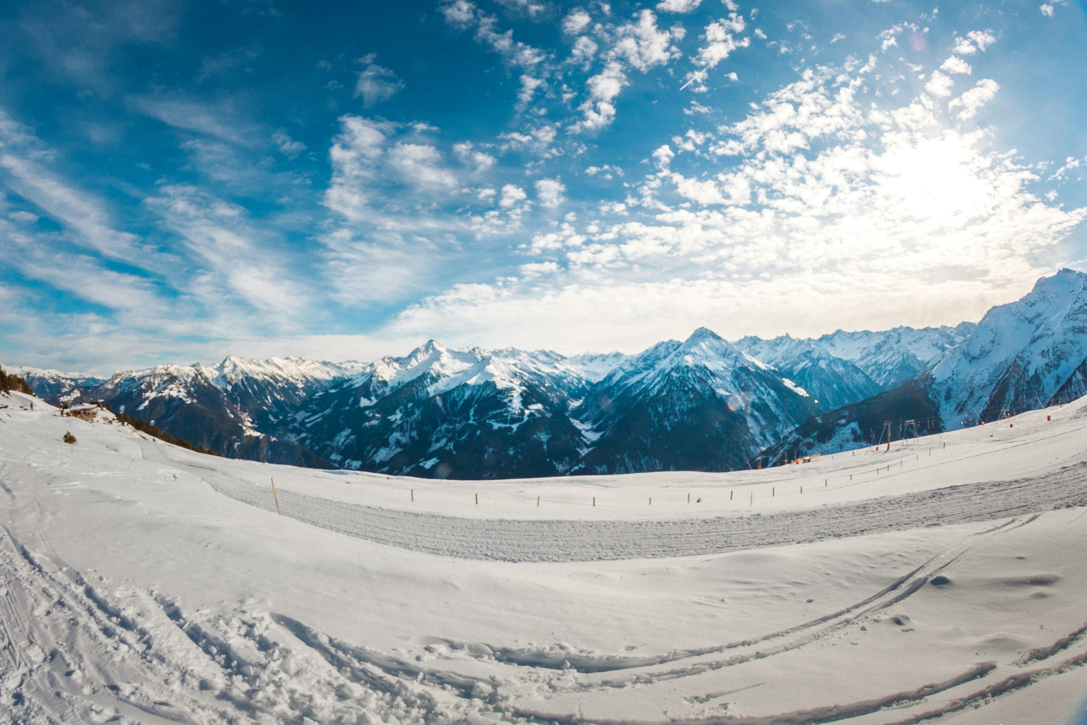 Snowbound Panorama: Alpine Peaks under a Silk-blue Sky