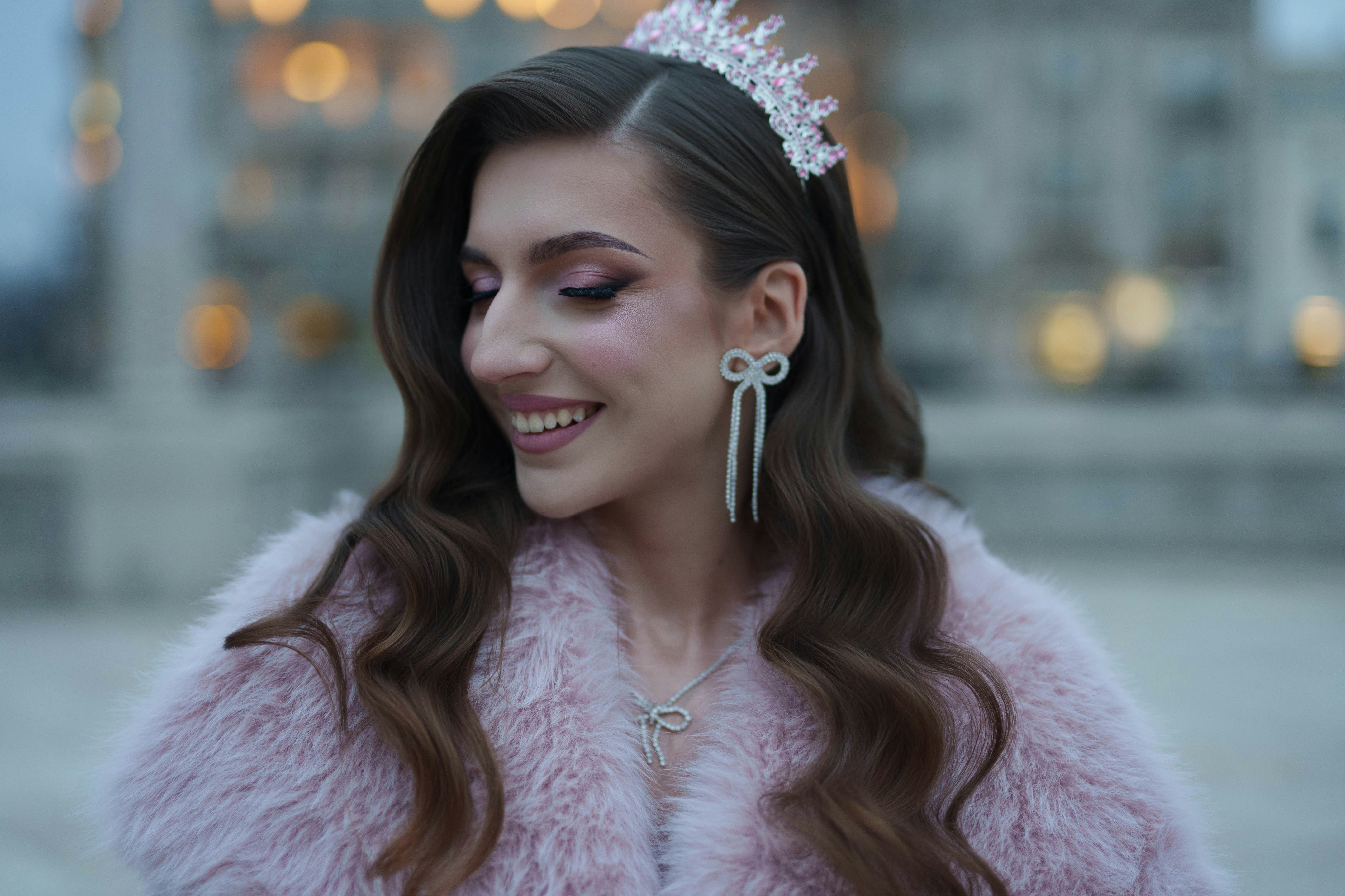 Soft Glam in Pink Fur: A Crowned Moment