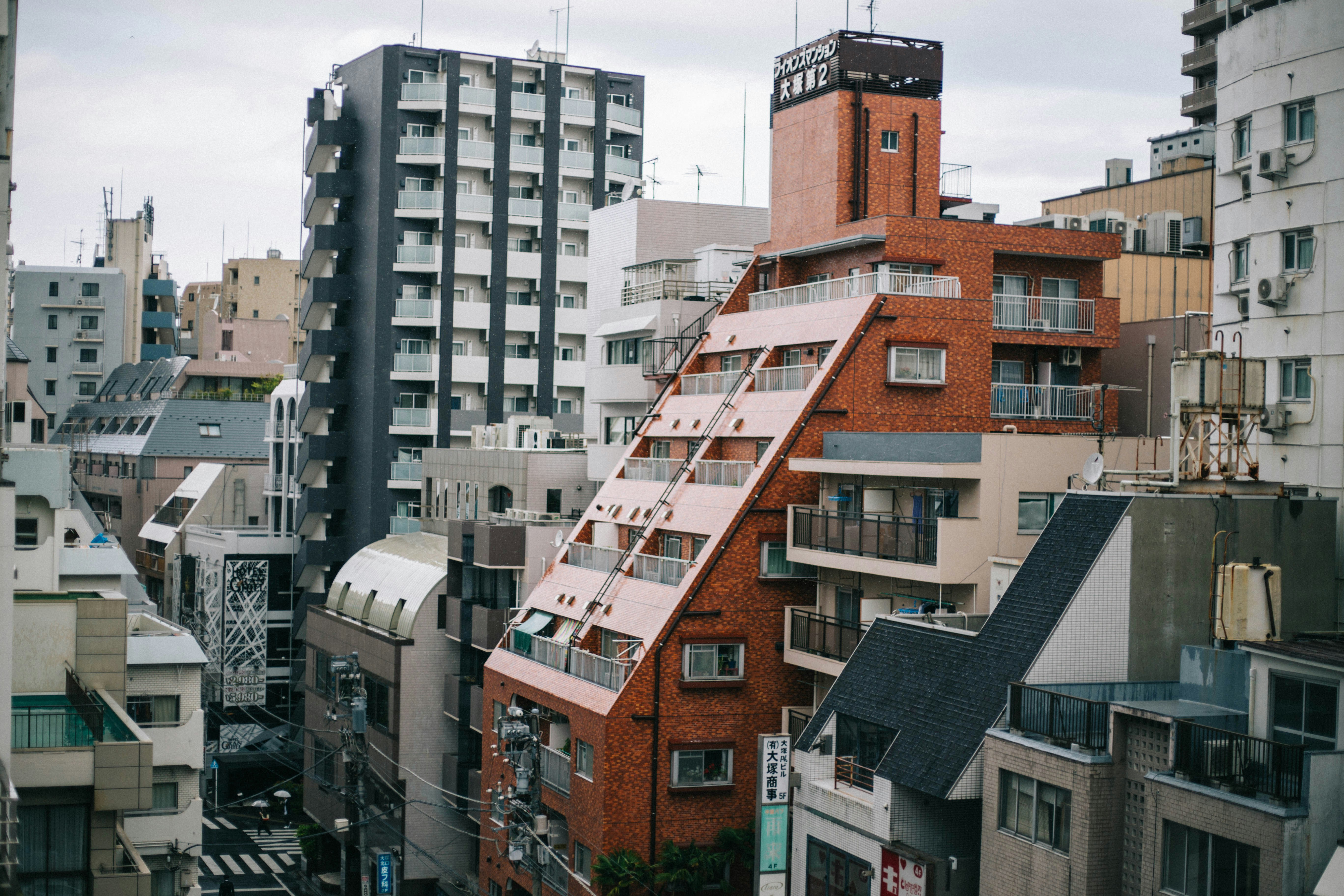 Staircase of Brick and Glass: Urban Geometry Among Towers