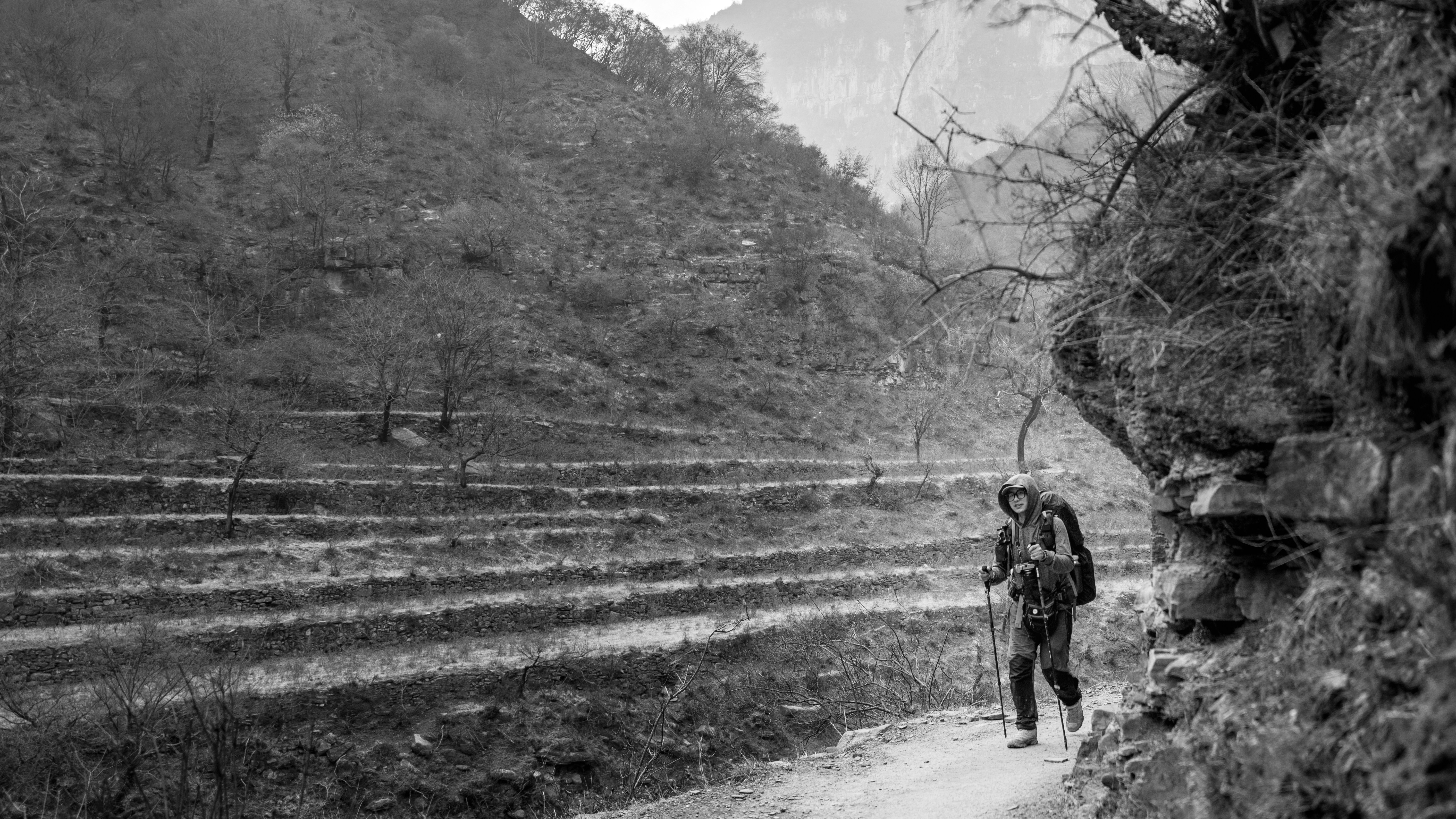 Trail Scout in the Mist: Solo Hike Along a Terraced Gorge