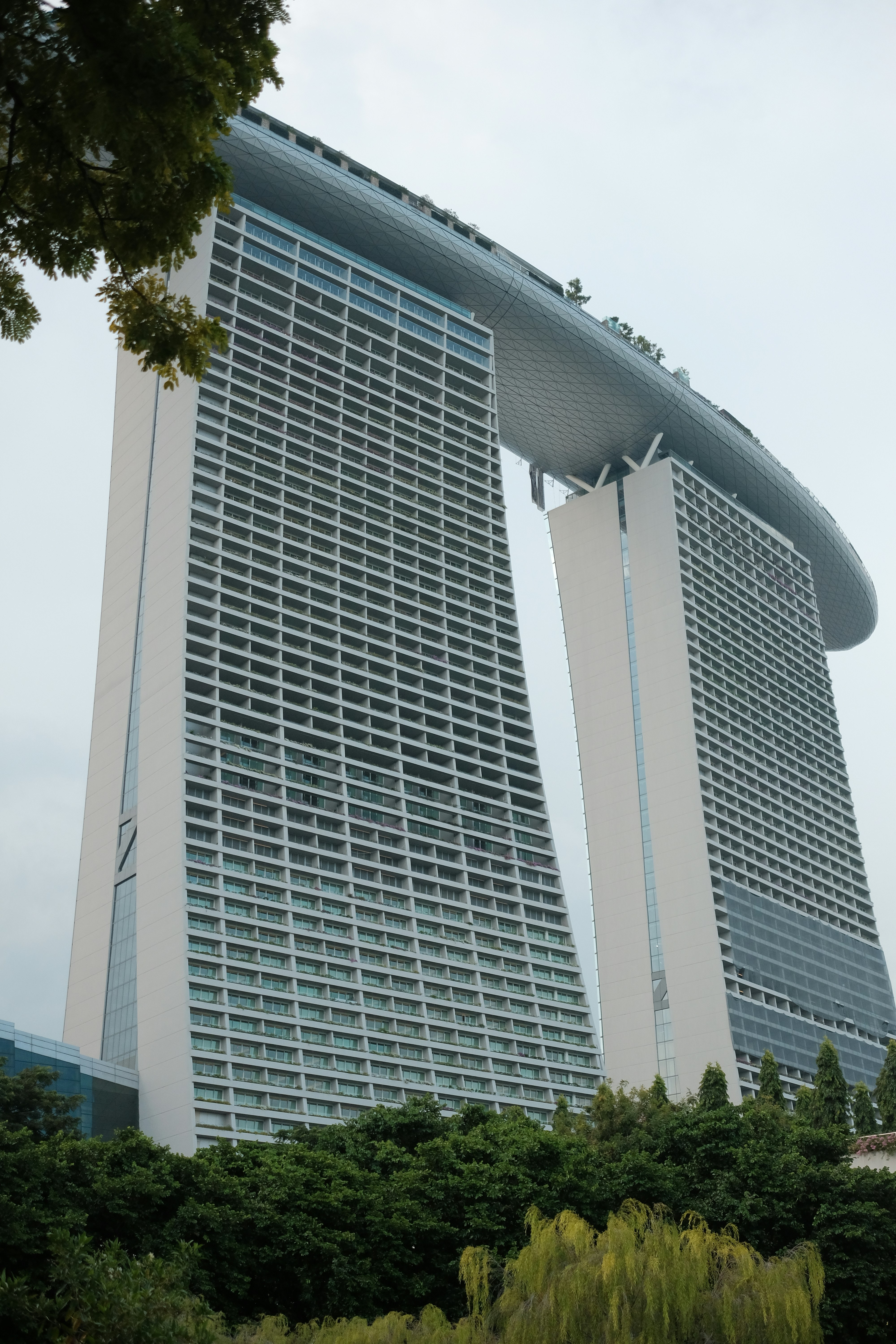 Floating Gate: The Twin Towers Steadfast Under a Curved Sky