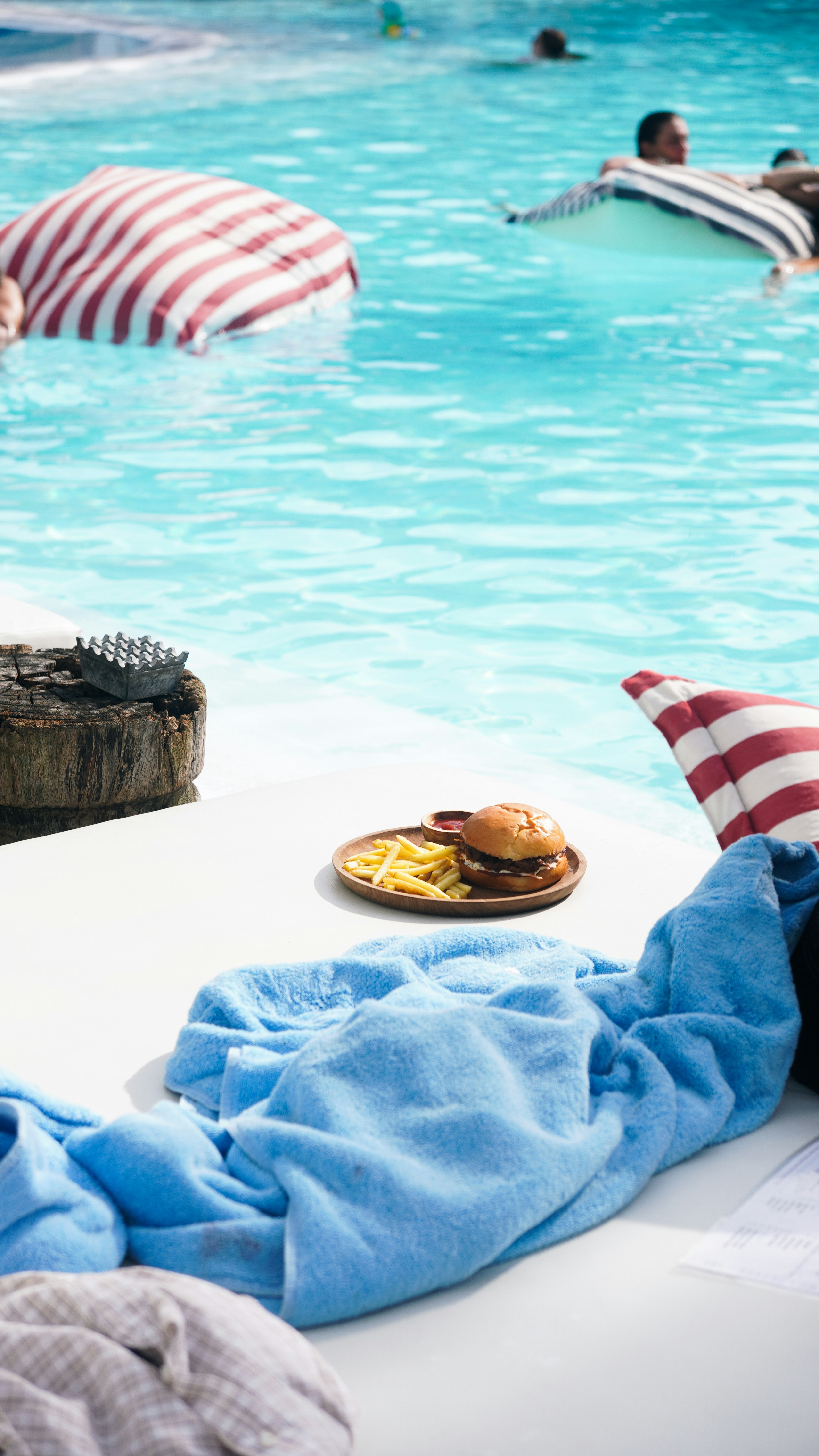 Blue Cushions and Beachside Burger by the Pool