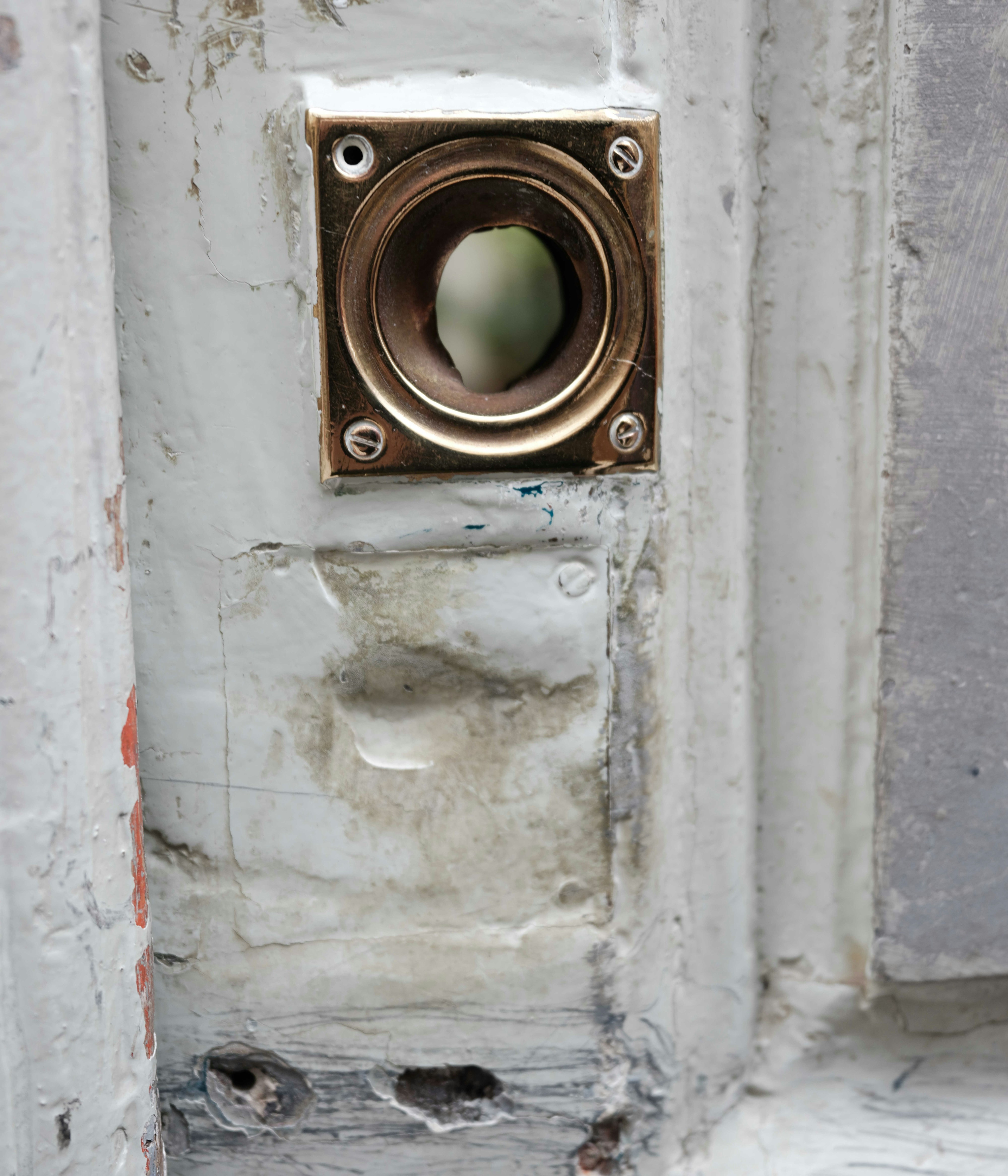 Aged Aperture: Weathered Ironwork Gap